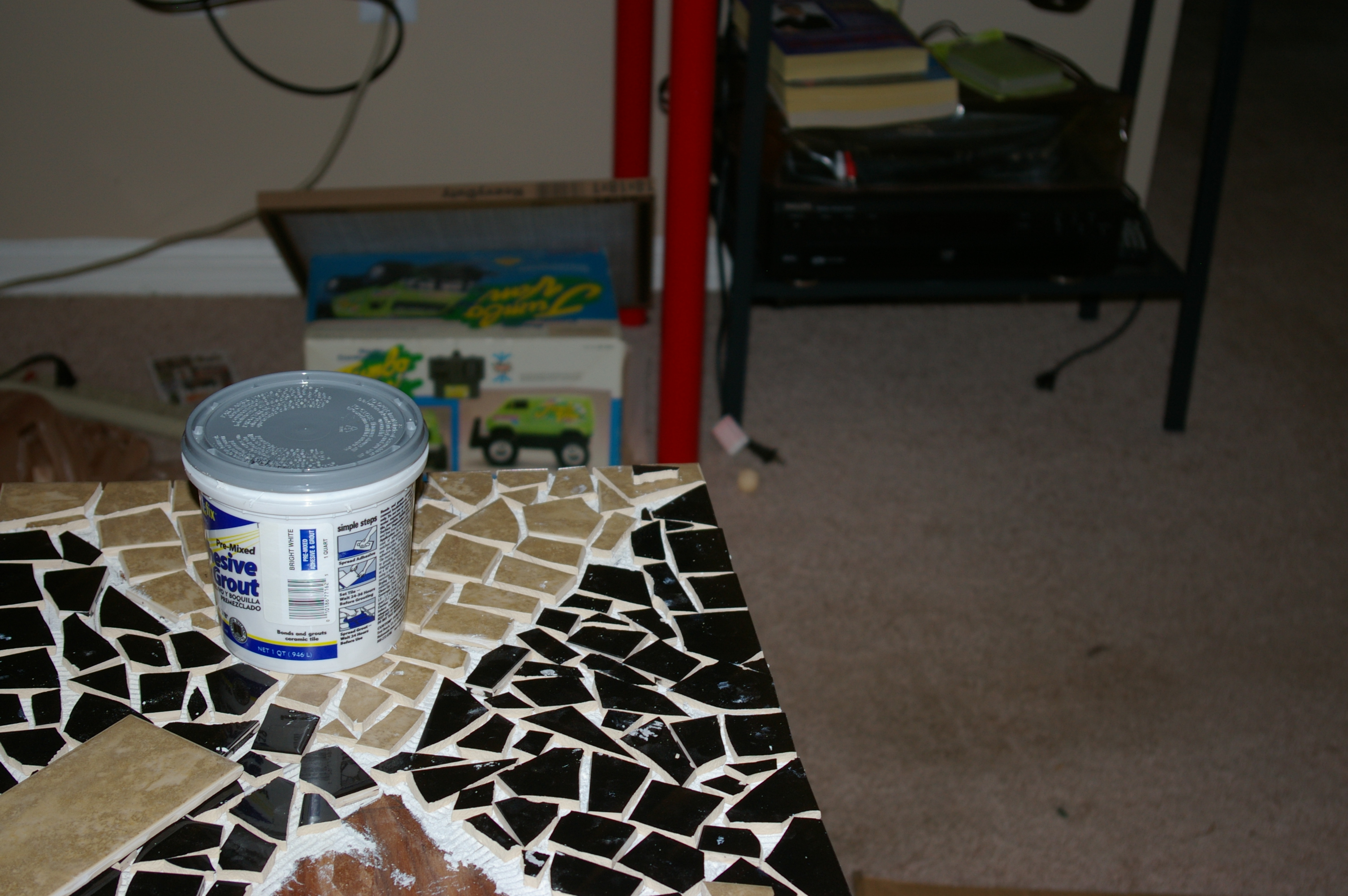 Broken Tile Table : 3 Steps - Instructables