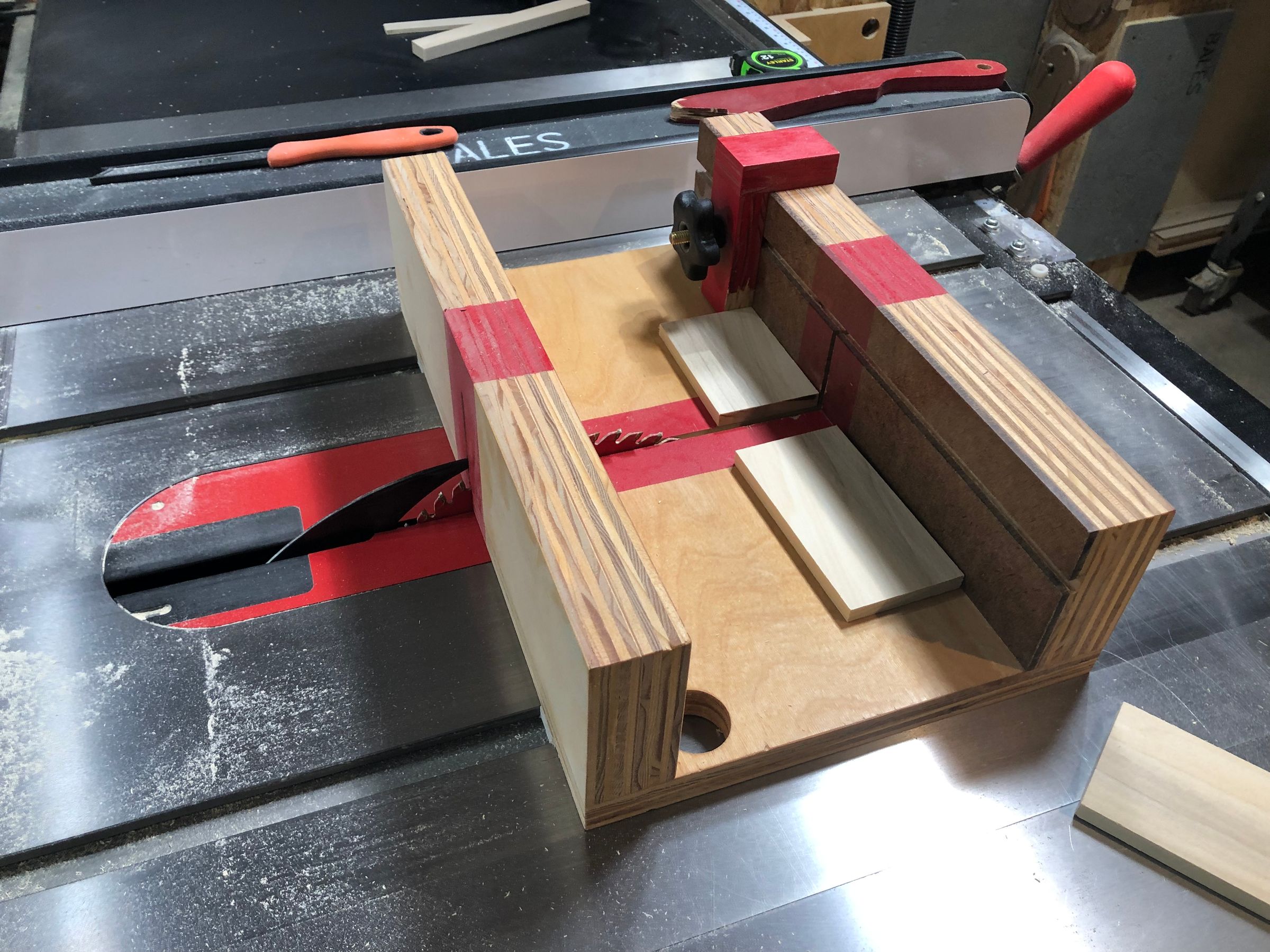 Taco Phone Holder : 8 Steps (with Pictures) - Instructables