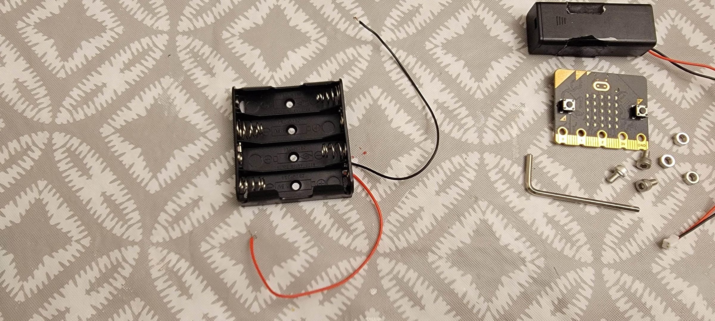 Weird But Fun Fingertip Neopixel Micro:bit Gloves - Wearable Tech Tutorial : 10 Steps (with ...