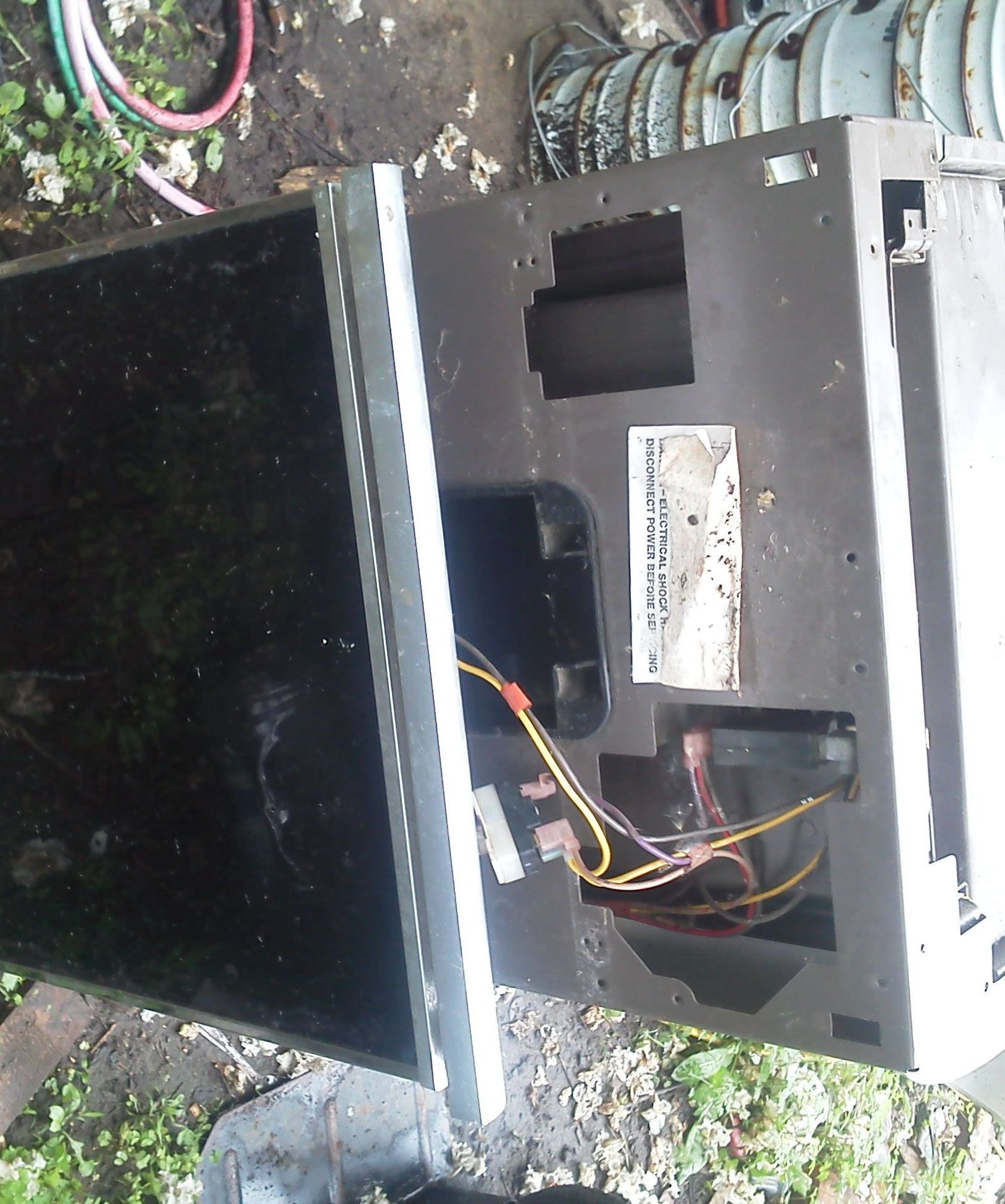 Mini Hay Baler Made From a Re-purposed Trash Compactor : 9 Steps (with ...