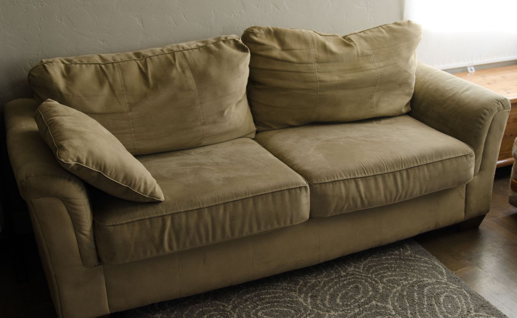 $1 Fix for Saggy Couch Cushions : 5 Steps (with Pictures) - Instructables