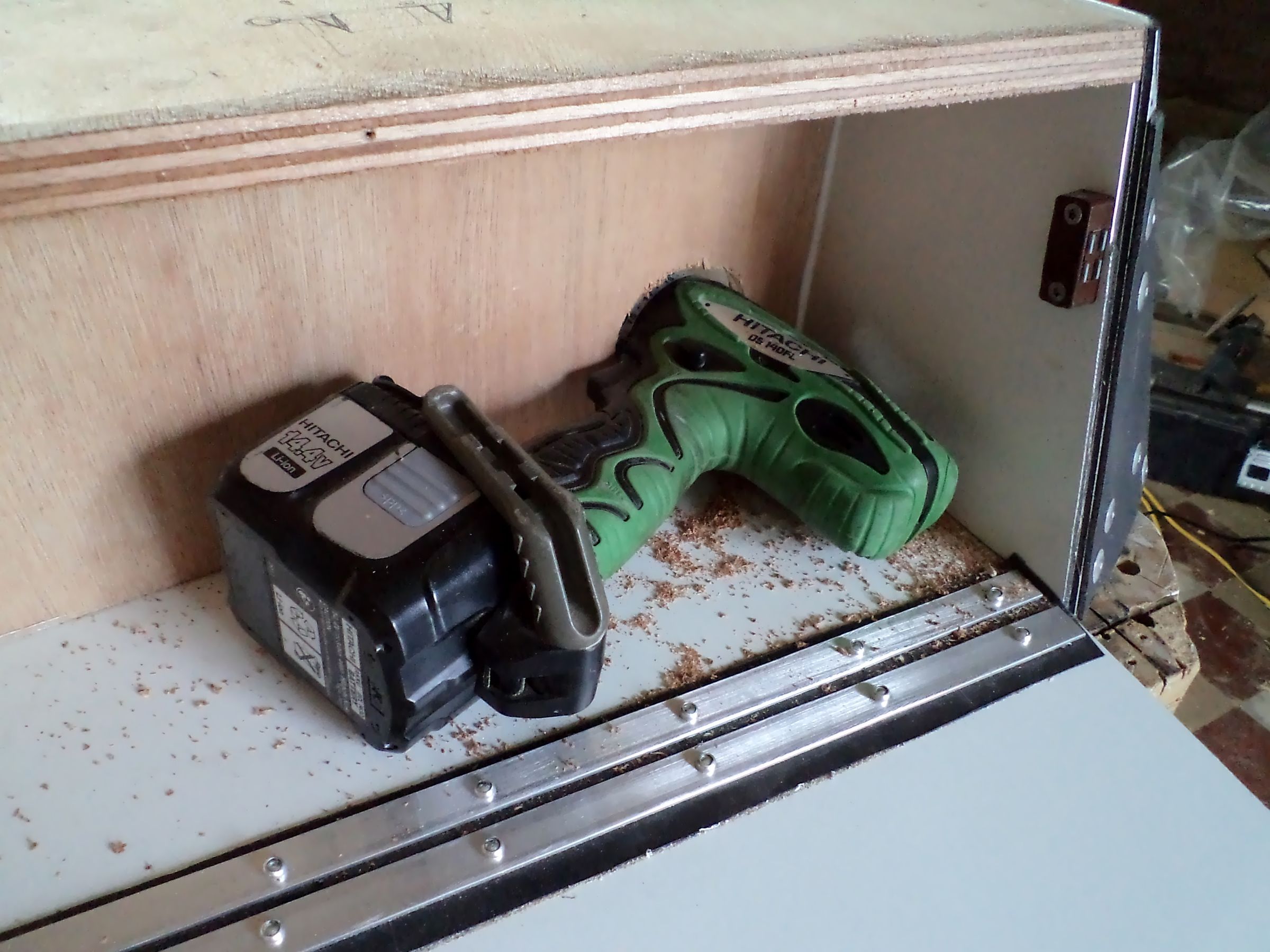 BACKBOX ONE - More Than Just a Heavy Duty (tool) Carrier : 14 Steps ...