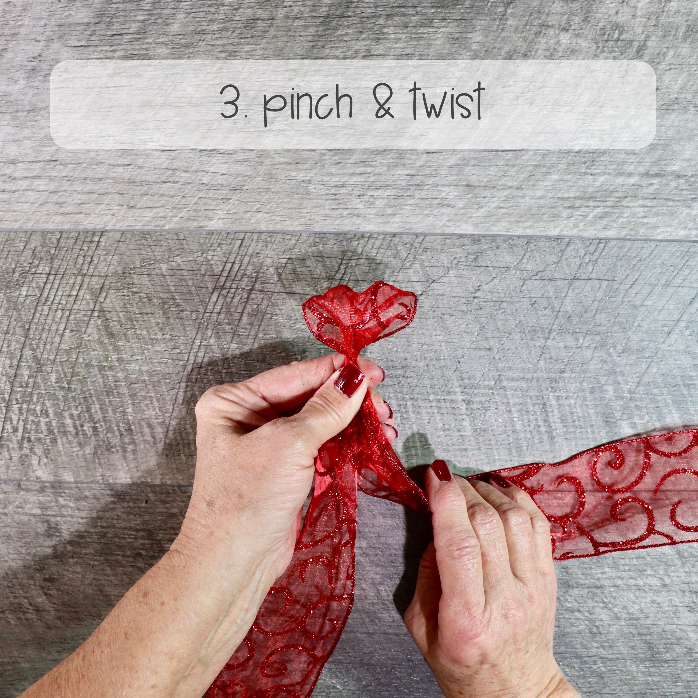 Holiday Decorative Gift Bows : 5 Steps - Instructables