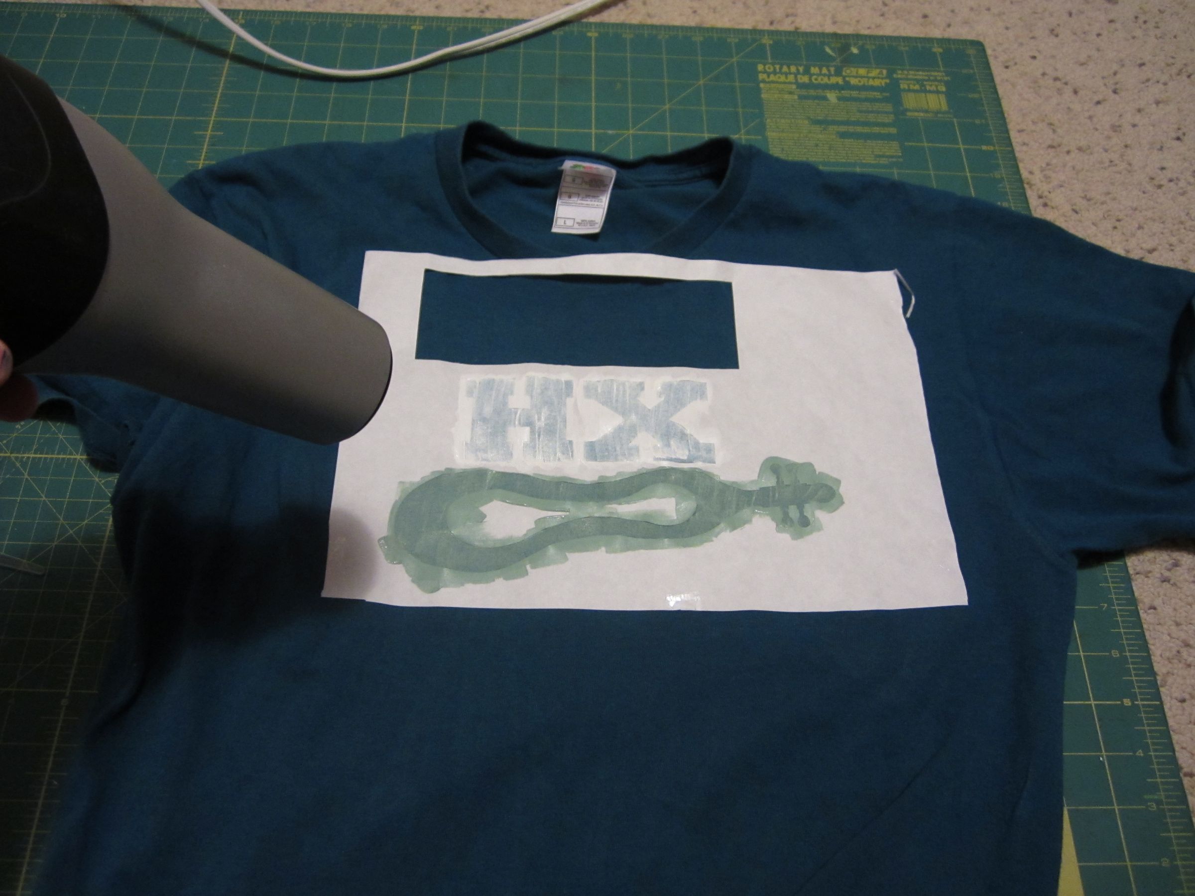 Freezer Paper Stencil!! : 9 Steps (with Pictures) - Instructables