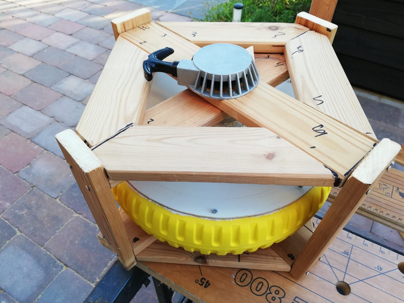 Flywheel Suitcase : 3 Steps - Instructables