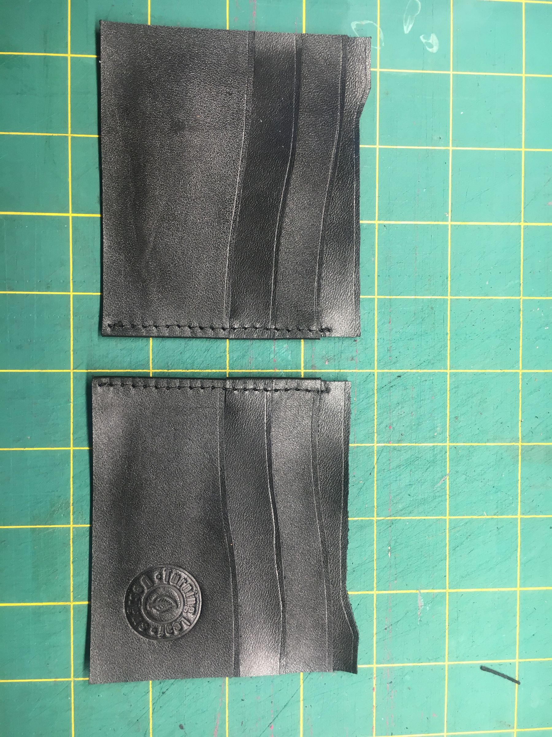 BIFOLD WALLET : 17 Steps (with Pictures) - Instructables