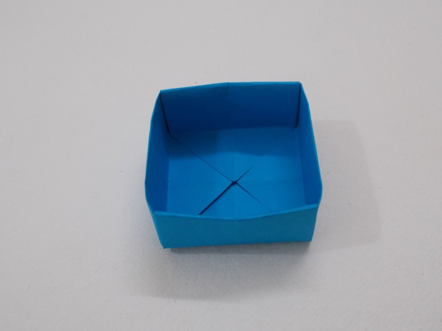 DIY Projects : How to Make an Origami Organizer : 6 Steps (with ...