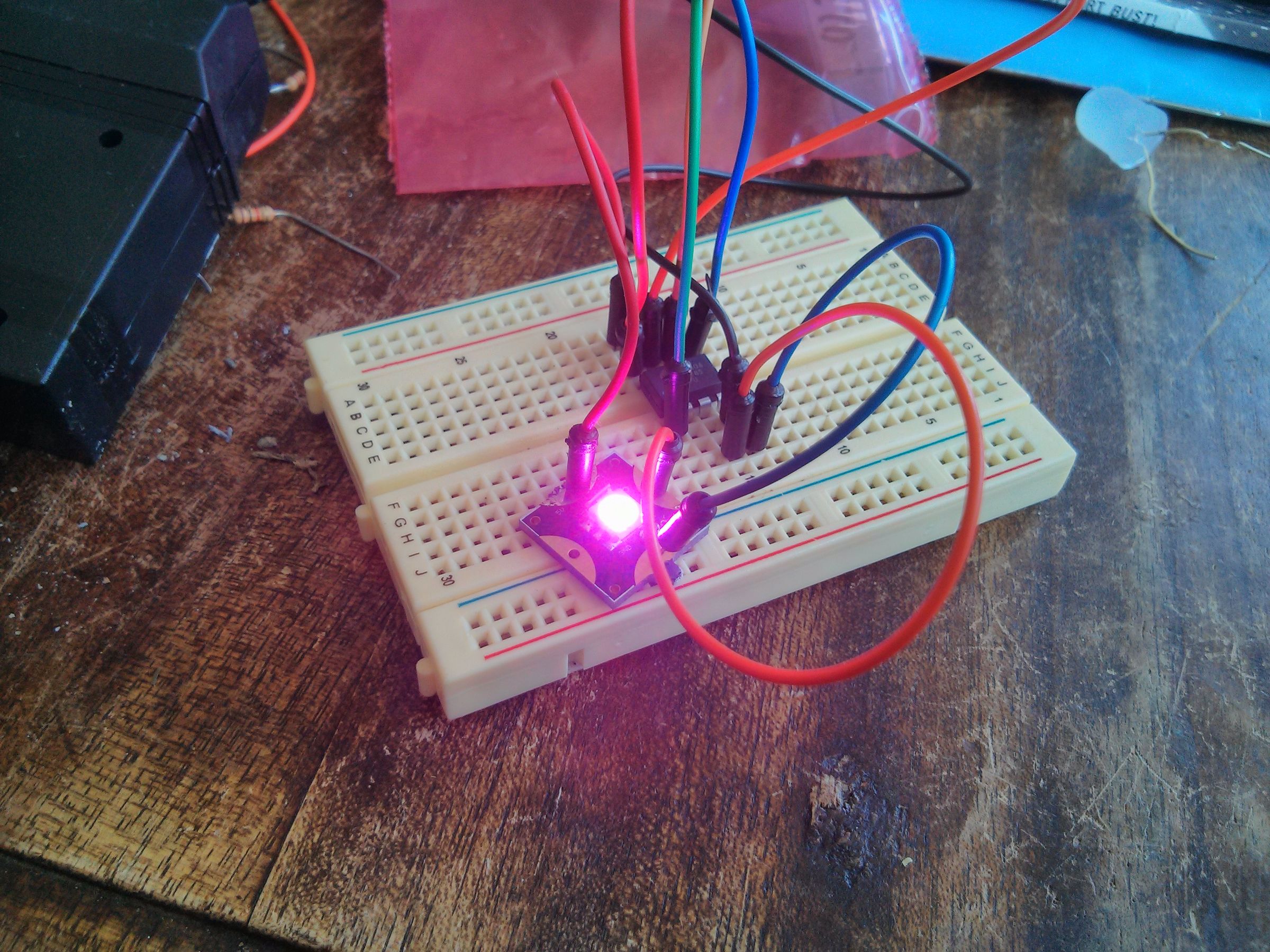 Use a $1 ATTiny to Drive Addressable RGB LEDs : 6 Steps - Instructables