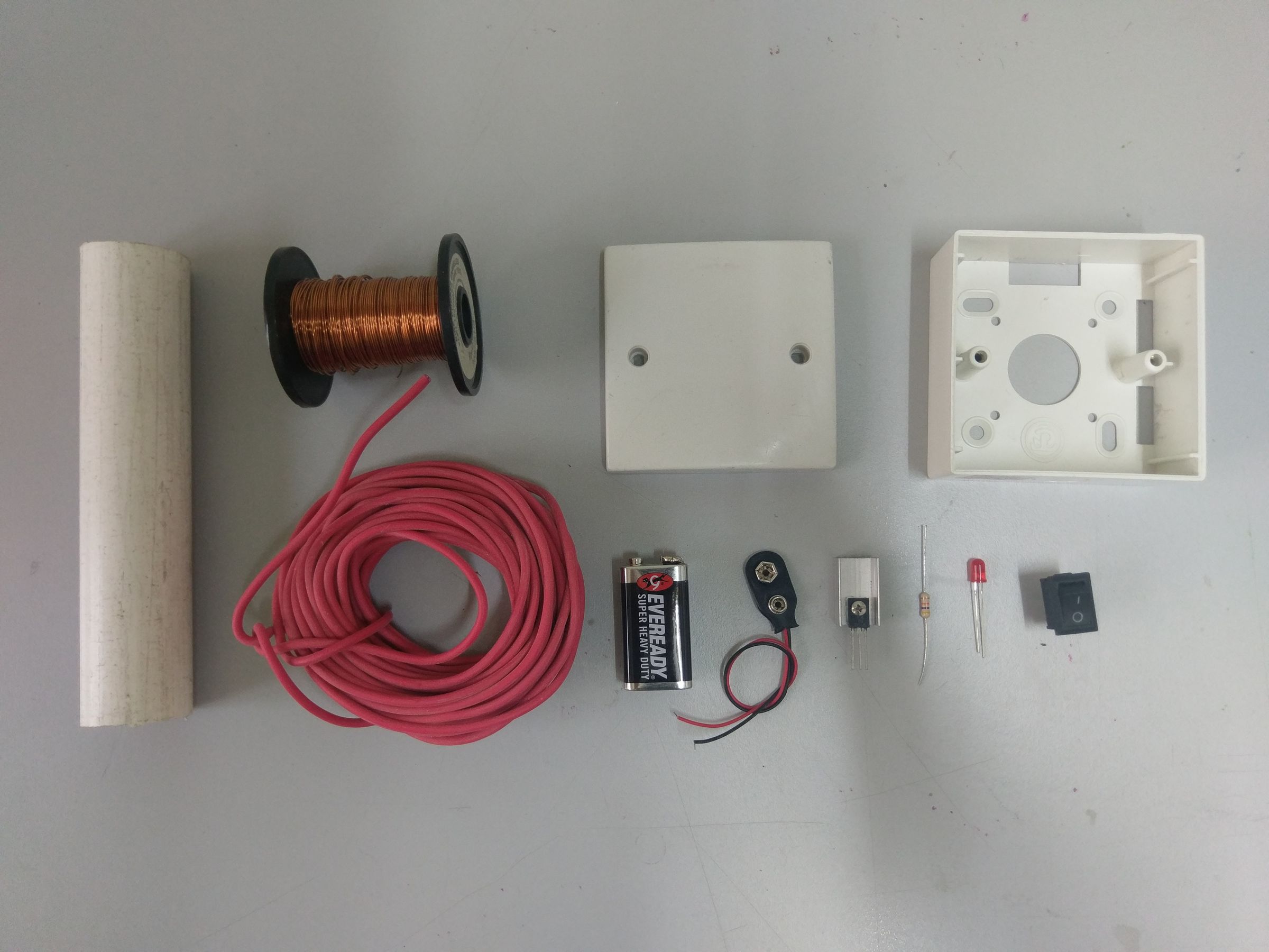 Make a Simple Portable Tesla Coil! : 5 Steps (with Pictures ...