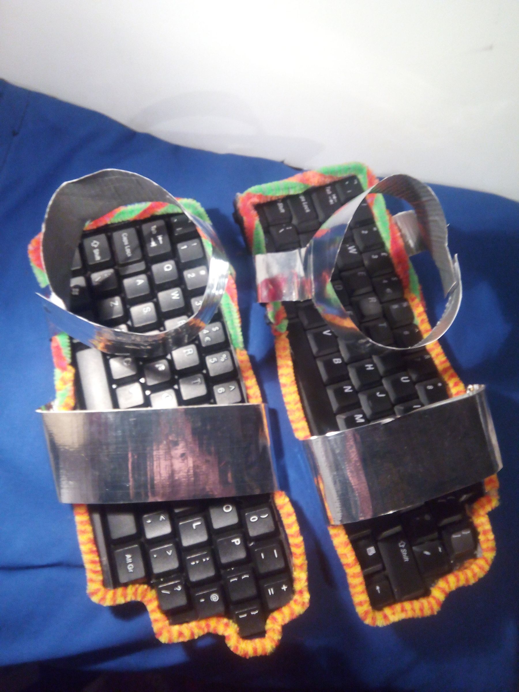 Keyboard Sandals : 7 Steps - Instructables