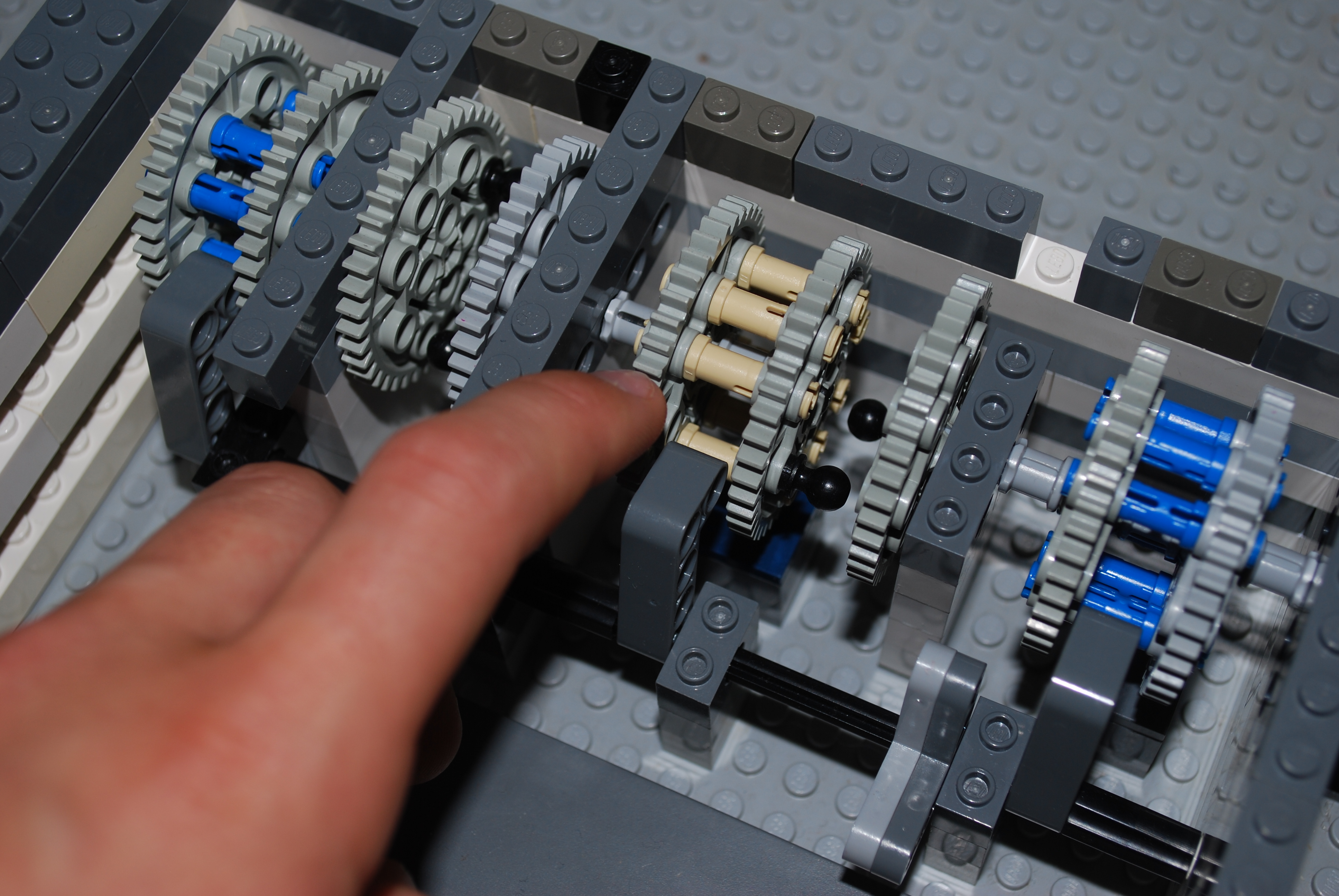 Lego Combination Lock Tutorial : 9 Steps (with Pictures) - Instructables