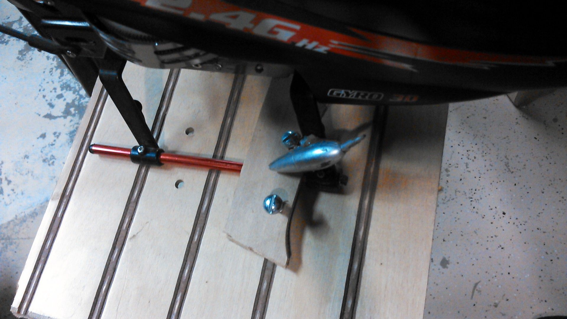 RC Test Stand for Quad Copters and Helicopters : 3 Steps (with Pictures ...