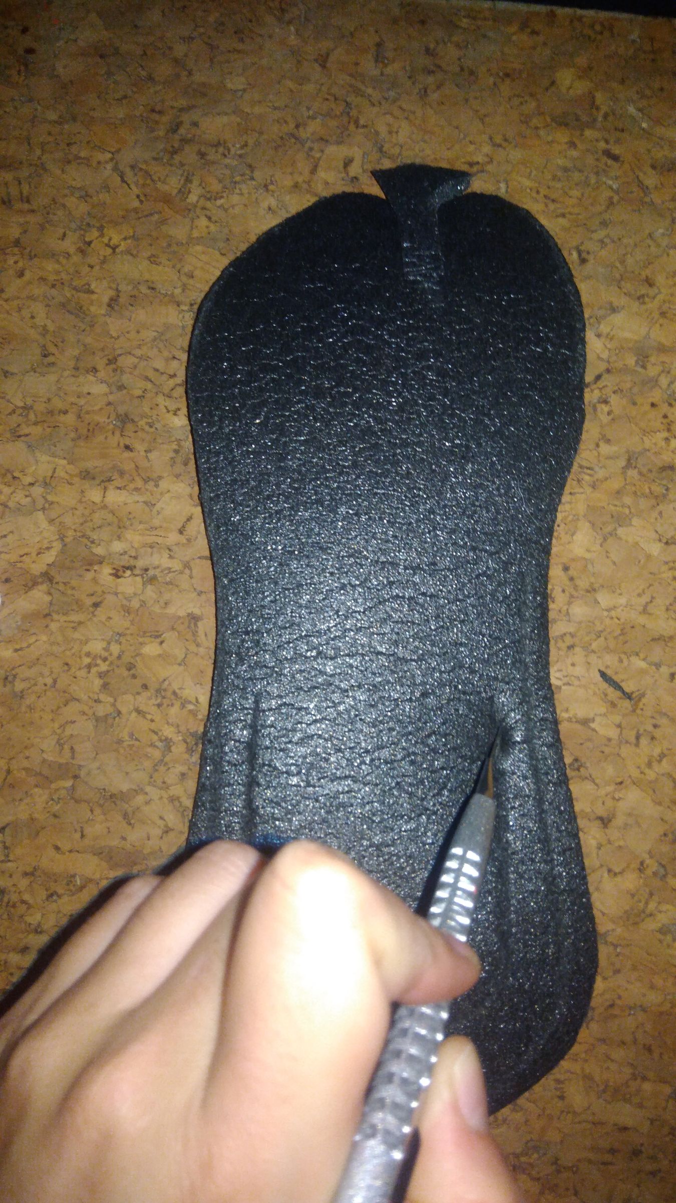 Cut Your Flip Flops : 6 Steps - Instructables