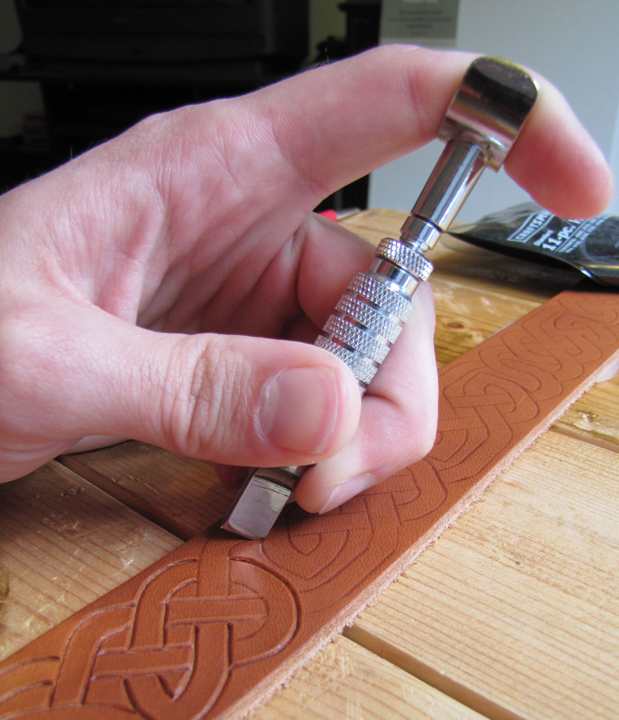 Design and Make Celtic Knotwork Leather Belt : 4 Steps (with Pictures ...