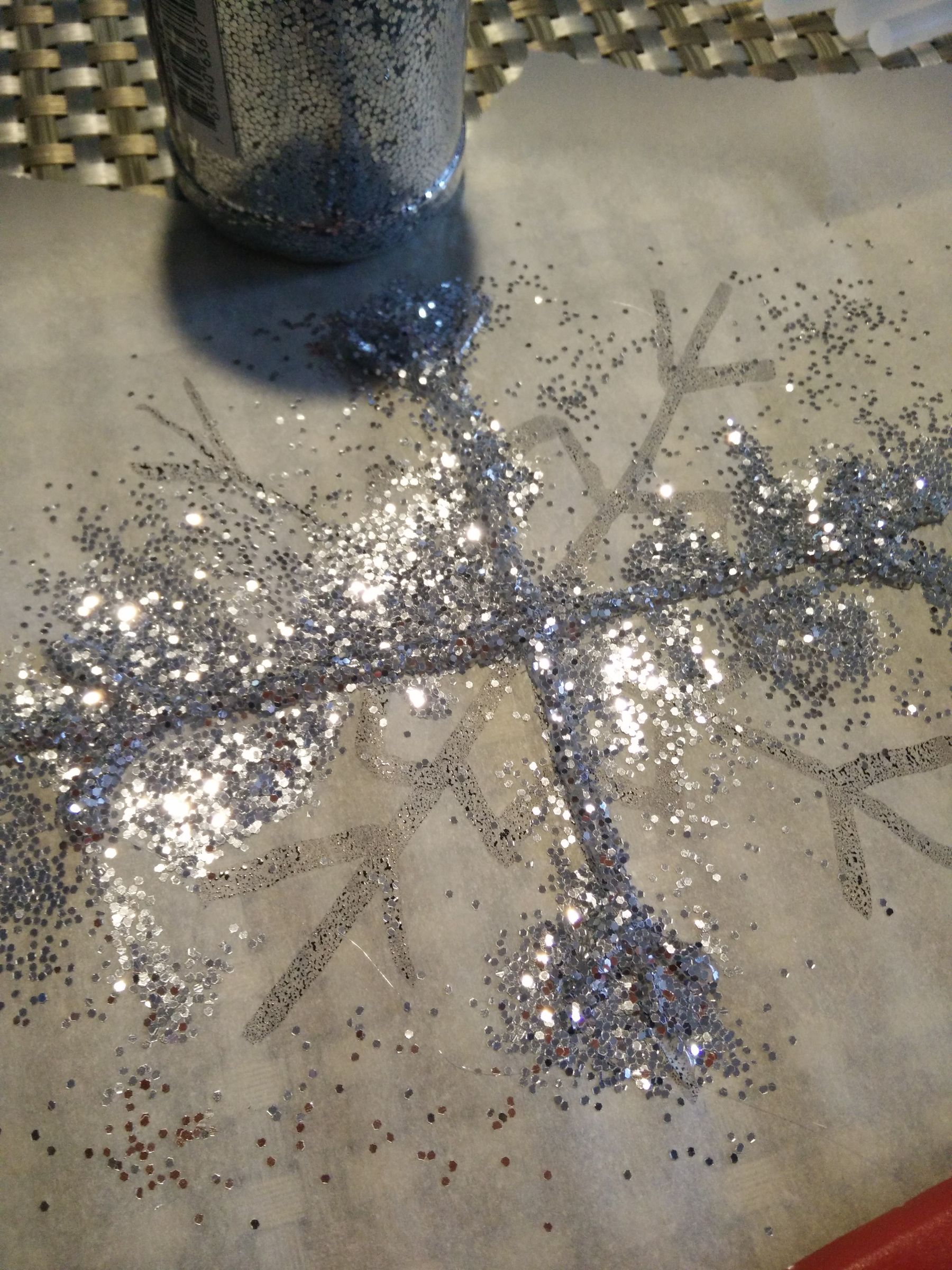 Hot Glue Snowflakes : 9 Steps - Instructables