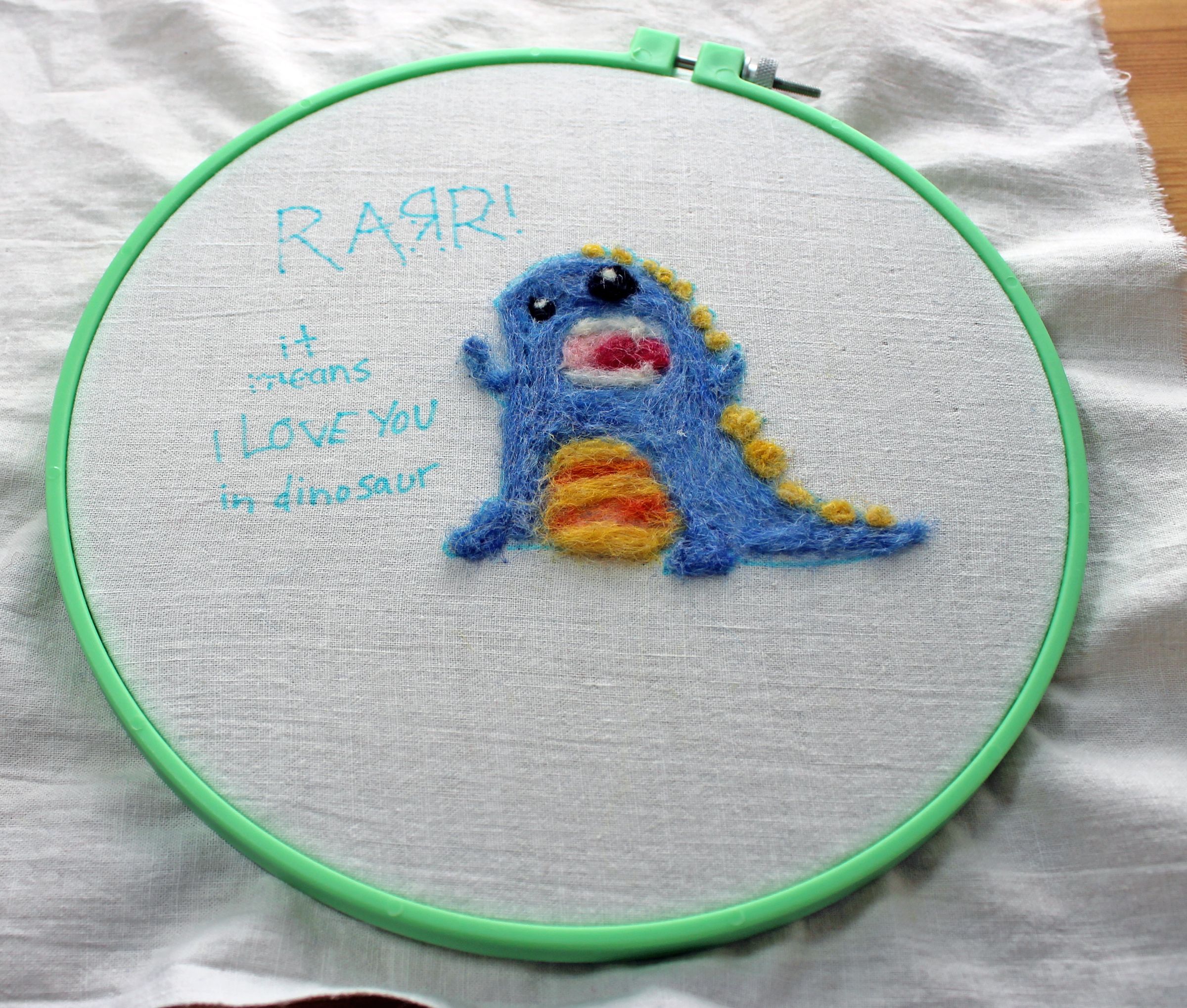 Needle Felted Embroidery : 4 Steps (with Pictures) - Instructables