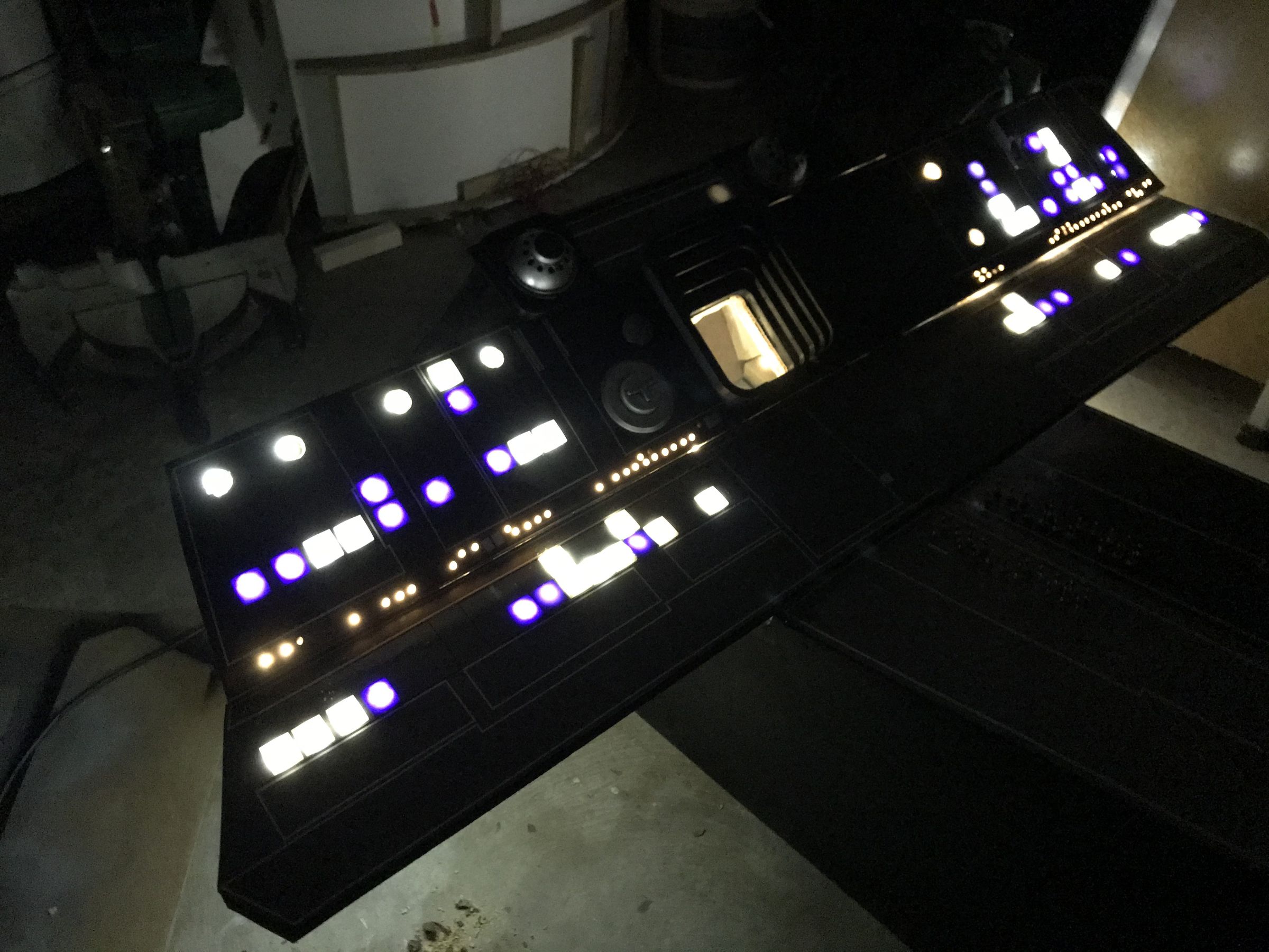 Millennium Falcon Dashboard (Full Scale Garage Build) : 7 Steps (with ...