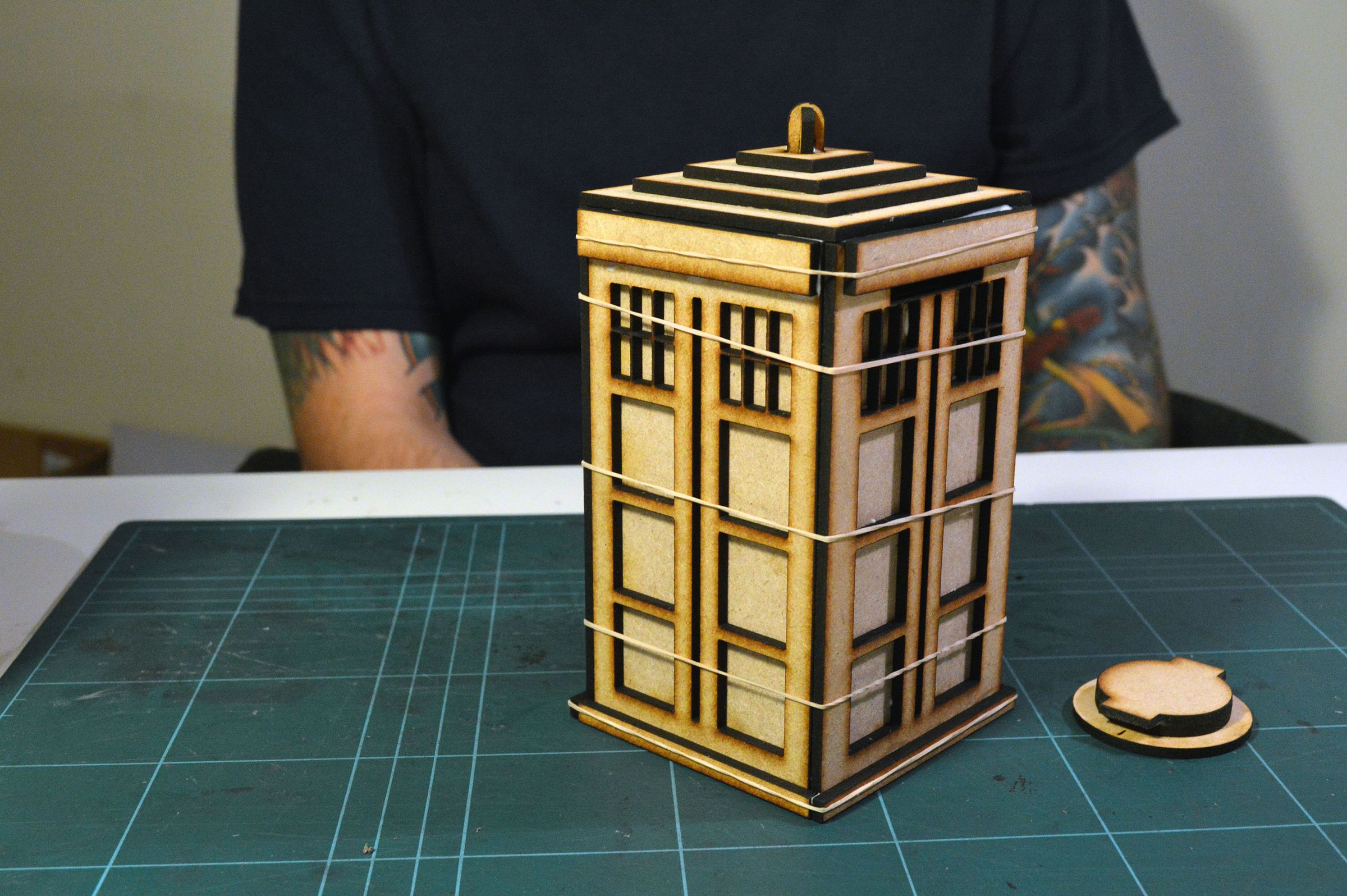 Doctor Who TARDIS Laser Cut Money Box : 8 Steps (with Pictures ...