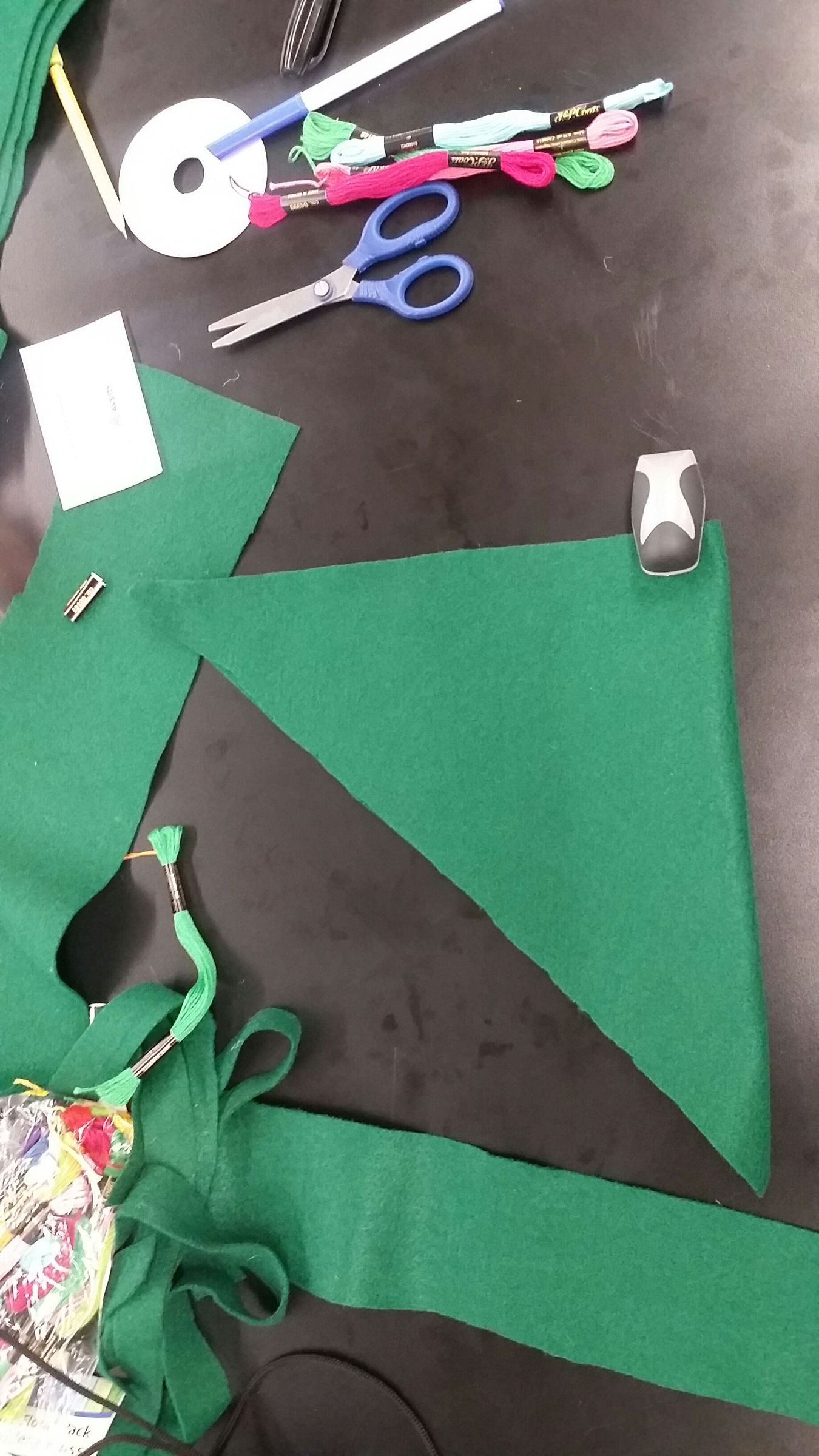 Open Source Green Cool Hat : 16 Steps - Instructables