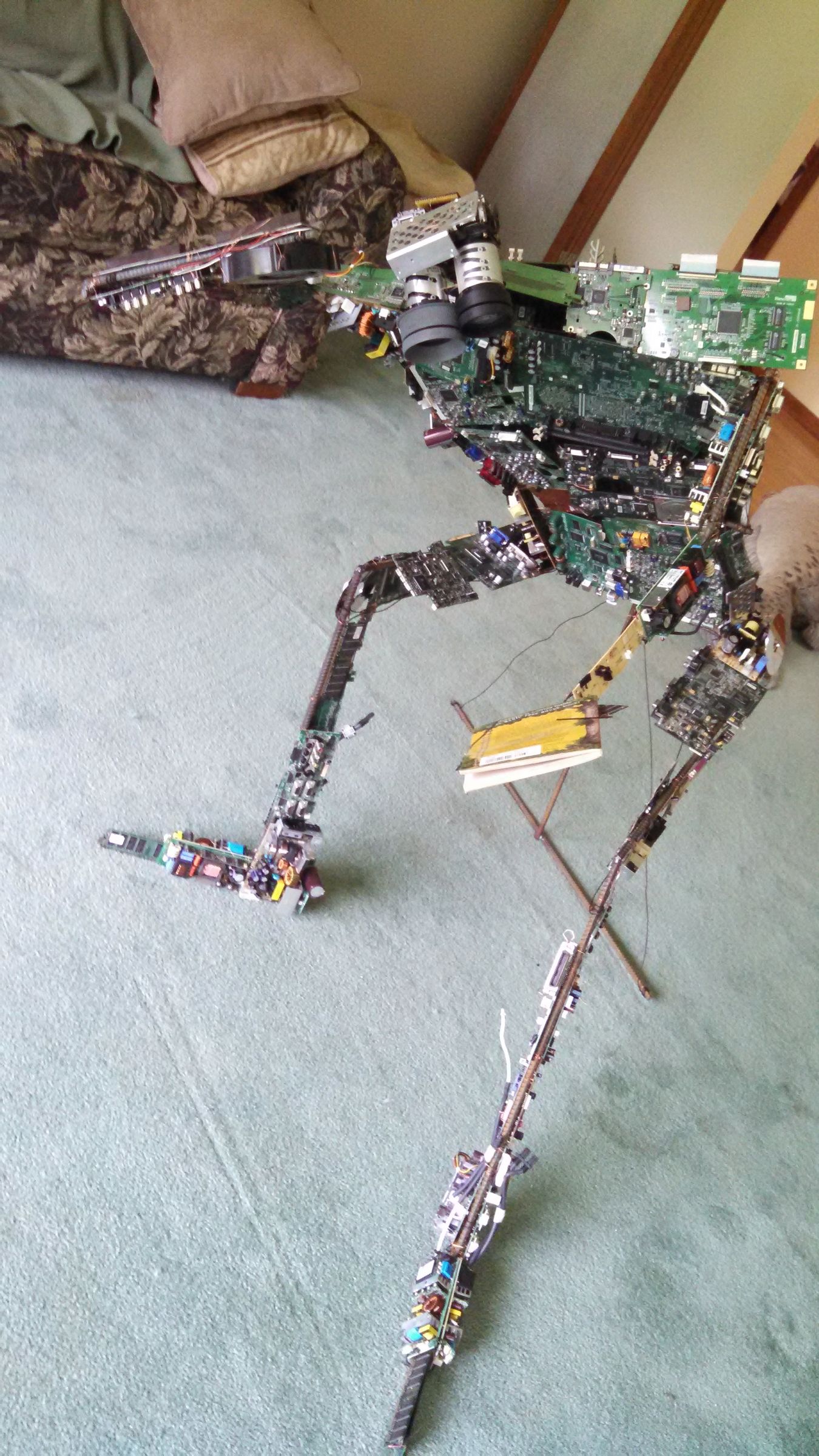 Robot Statue : 13 Steps - Instructables