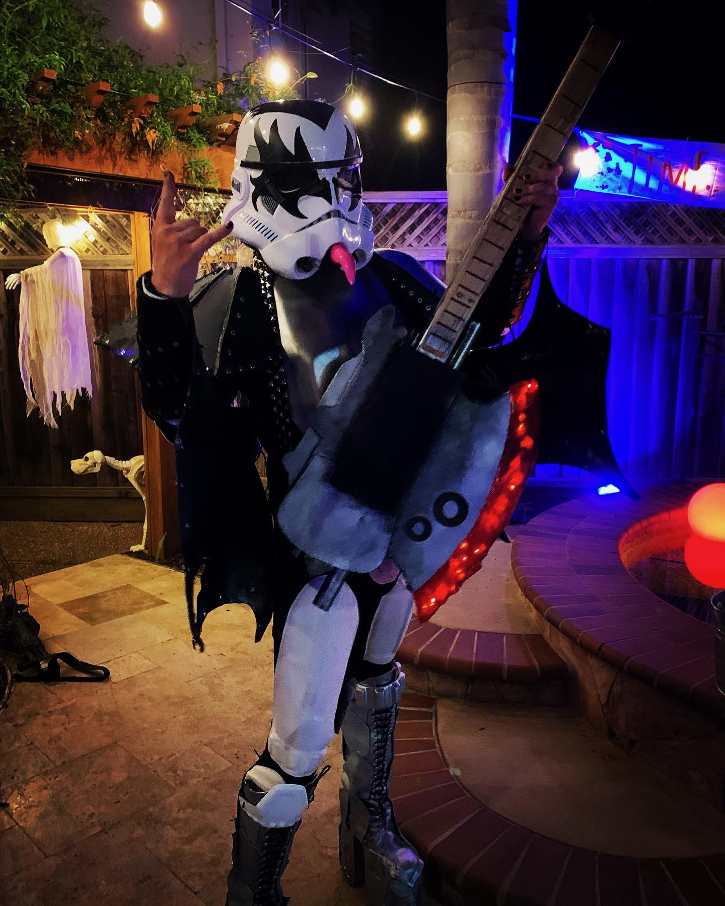 George LuKISS - a Star Wars / KISS Mashup Costume : 6 Steps (with ...