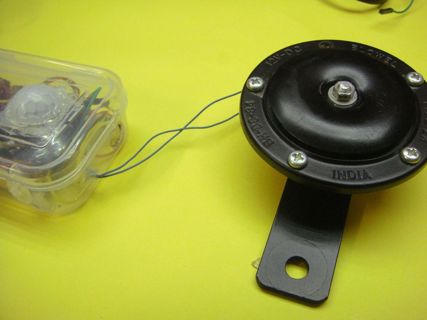 Linkit One Motion Sensor Prank : 10 Steps (with Pictures) - Instructables