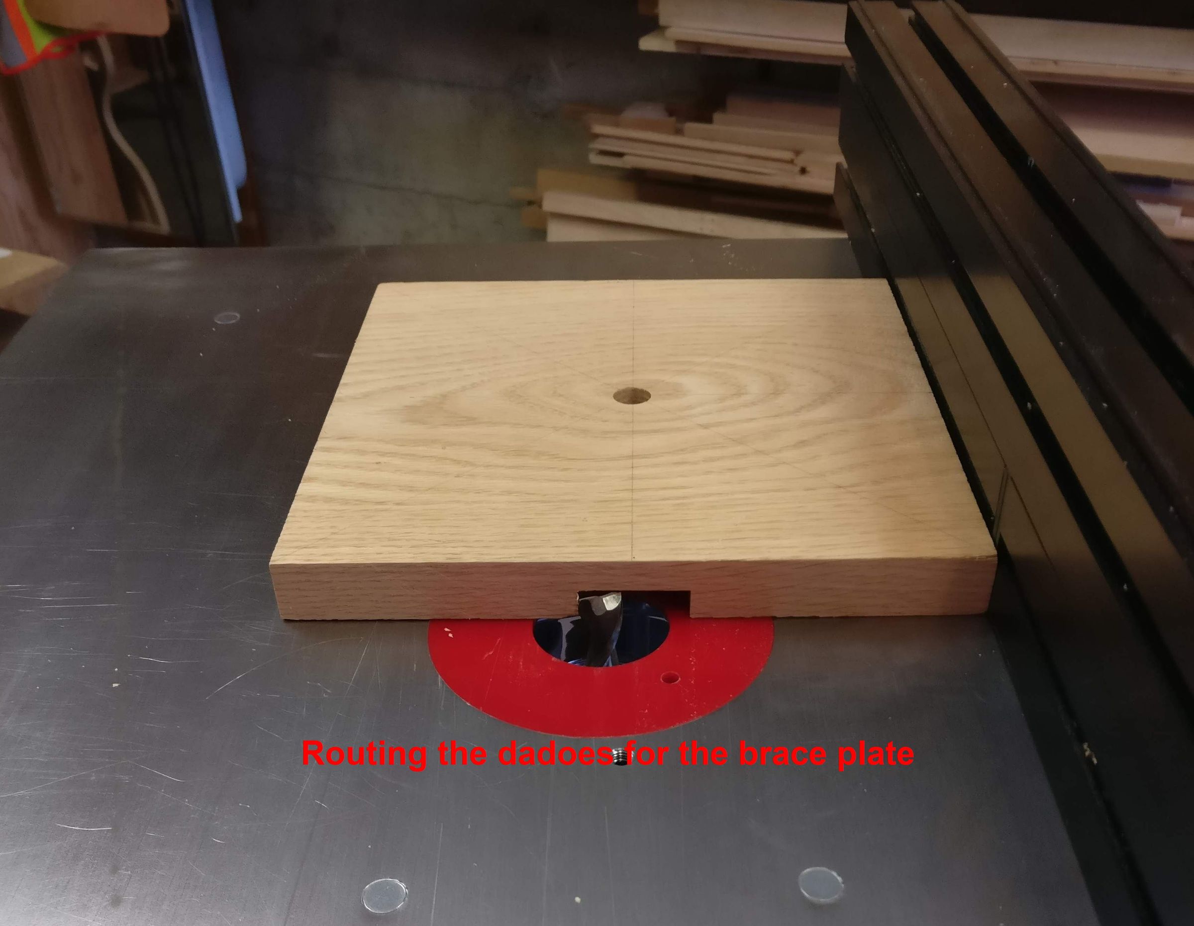 Make a Large Round Dining Table With Turntable : 10 Steps (with ...