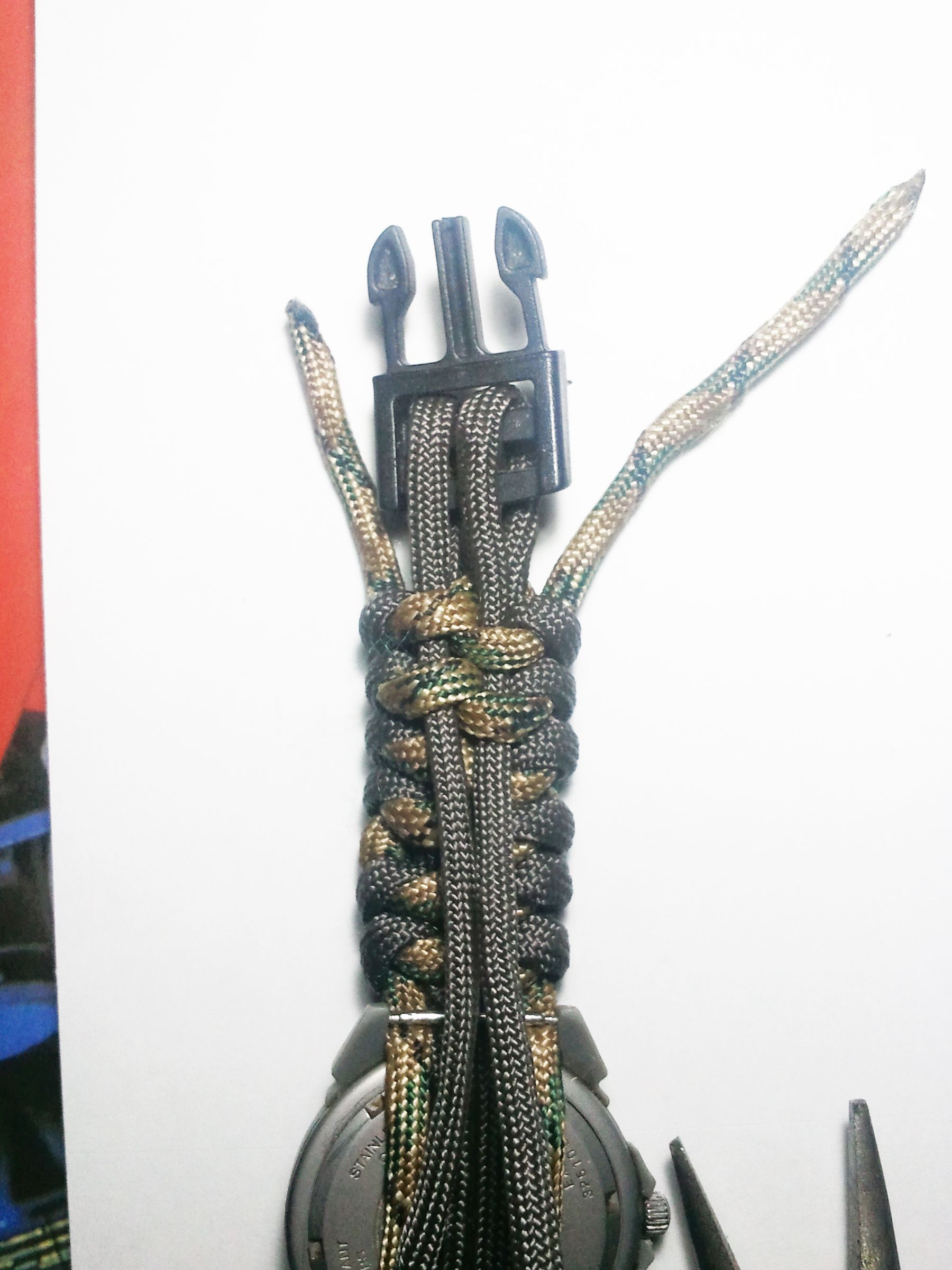 How to Create a Paracord Watch Band : 7 Steps (with Pictures ...