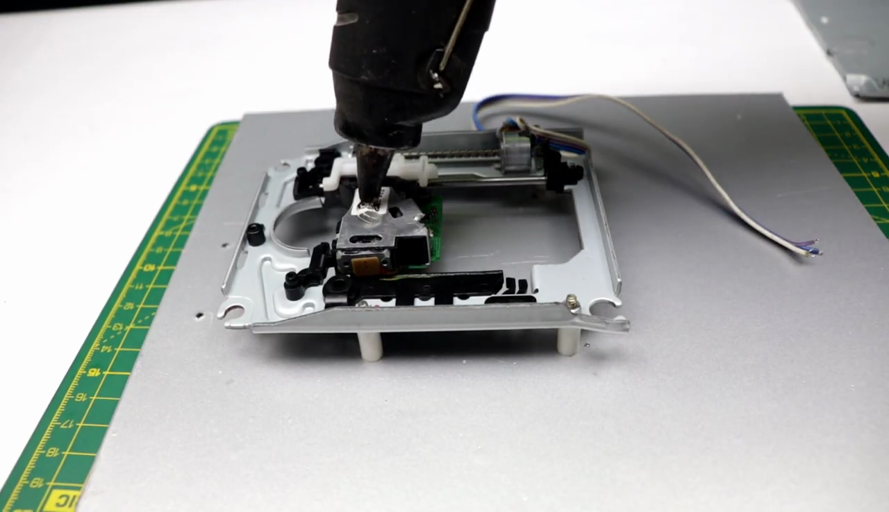 How to Make a DIY CNC Laser Engraver at Home : 6 Steps (with Pictures ...