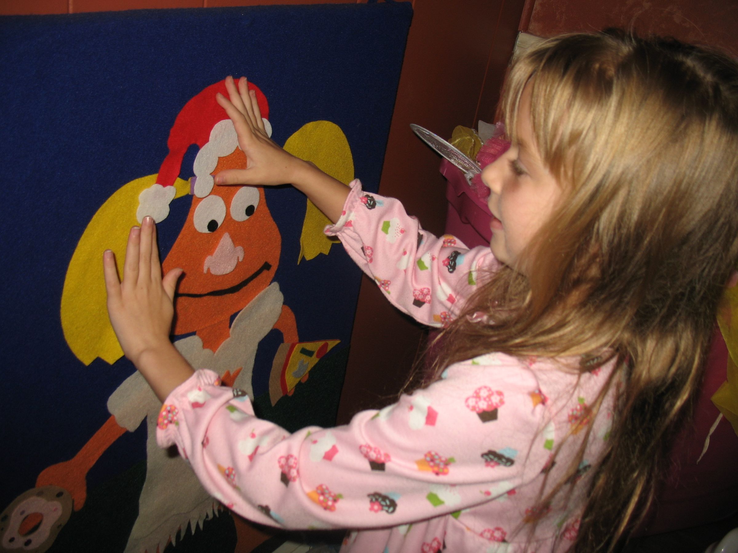 Kids Fun Felt Board : 7 Steps (with Pictures) - Instructables