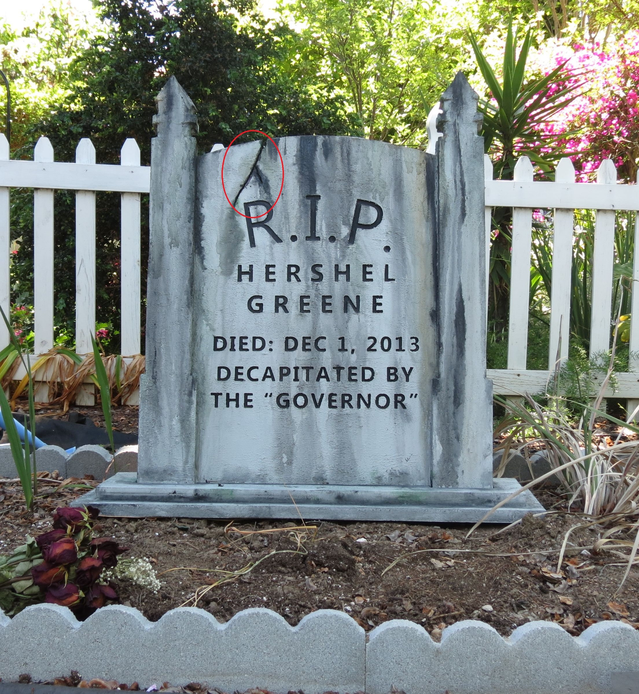 CNC Routed Pillared Tombstone : 9 Steps - Instructables