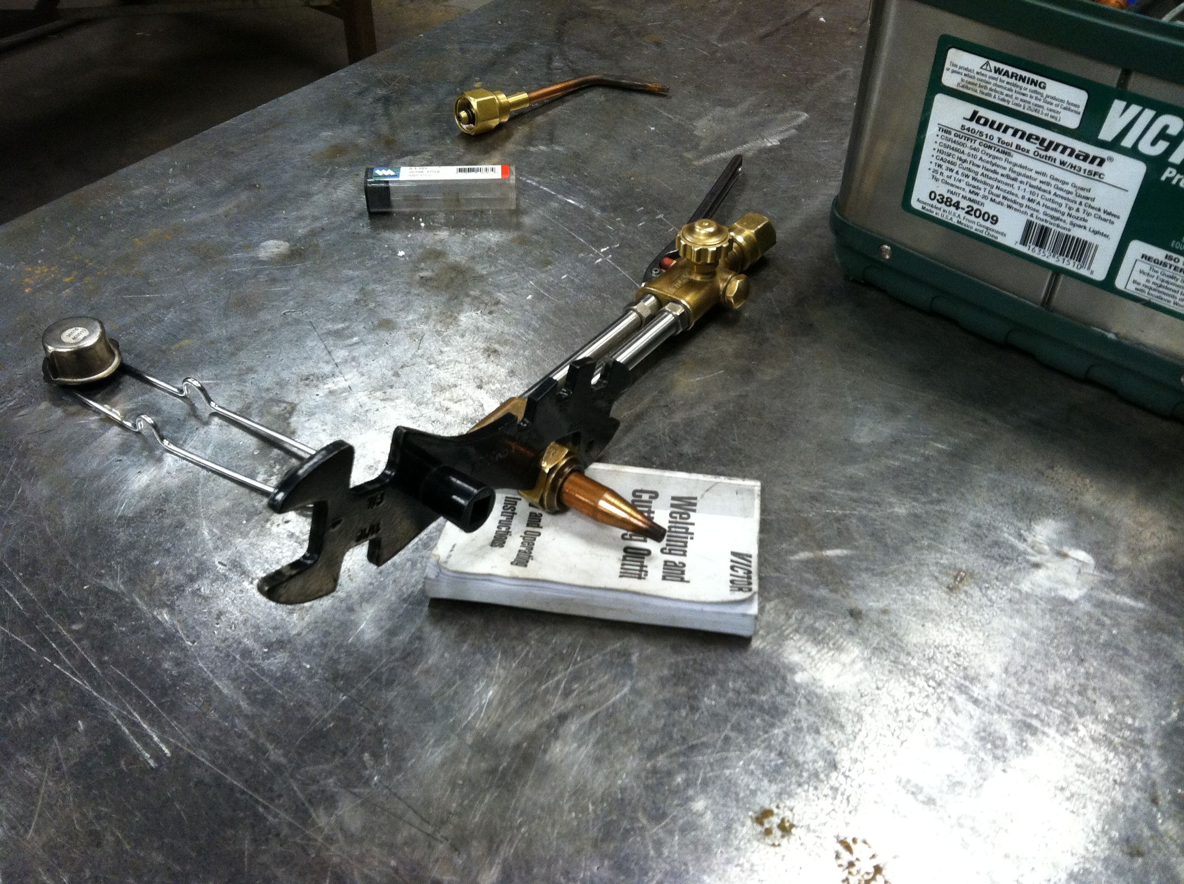 Setting Up the Oxy-acetylene Equipment at TechShop Menlo Park : 8 Steps ...