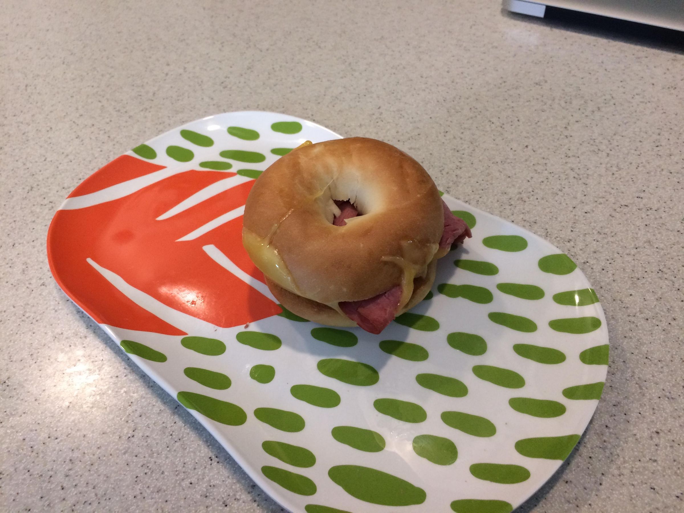 Best Toasted Mini Bagel Sandwich : 4 Steps - Instructables