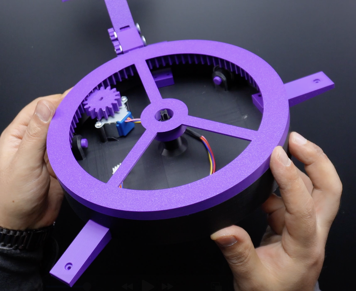 How to Build a Motorized 3D Scanning Turntable for Your Phone : 5 Steps ...