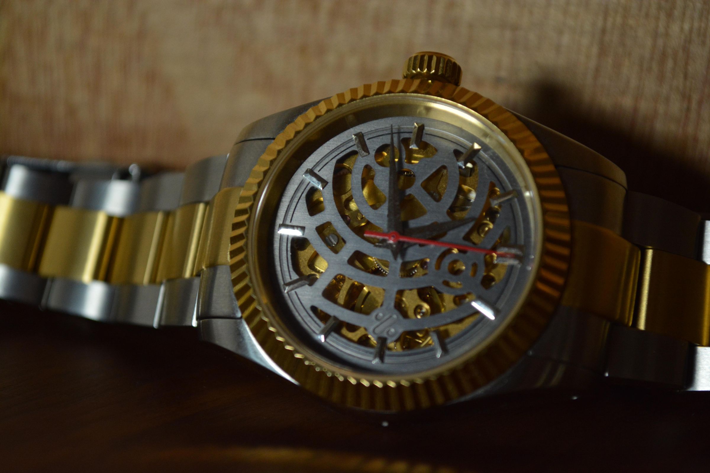 How to Take Stunning Photos of Your Watch : 5 Steps - Instructables