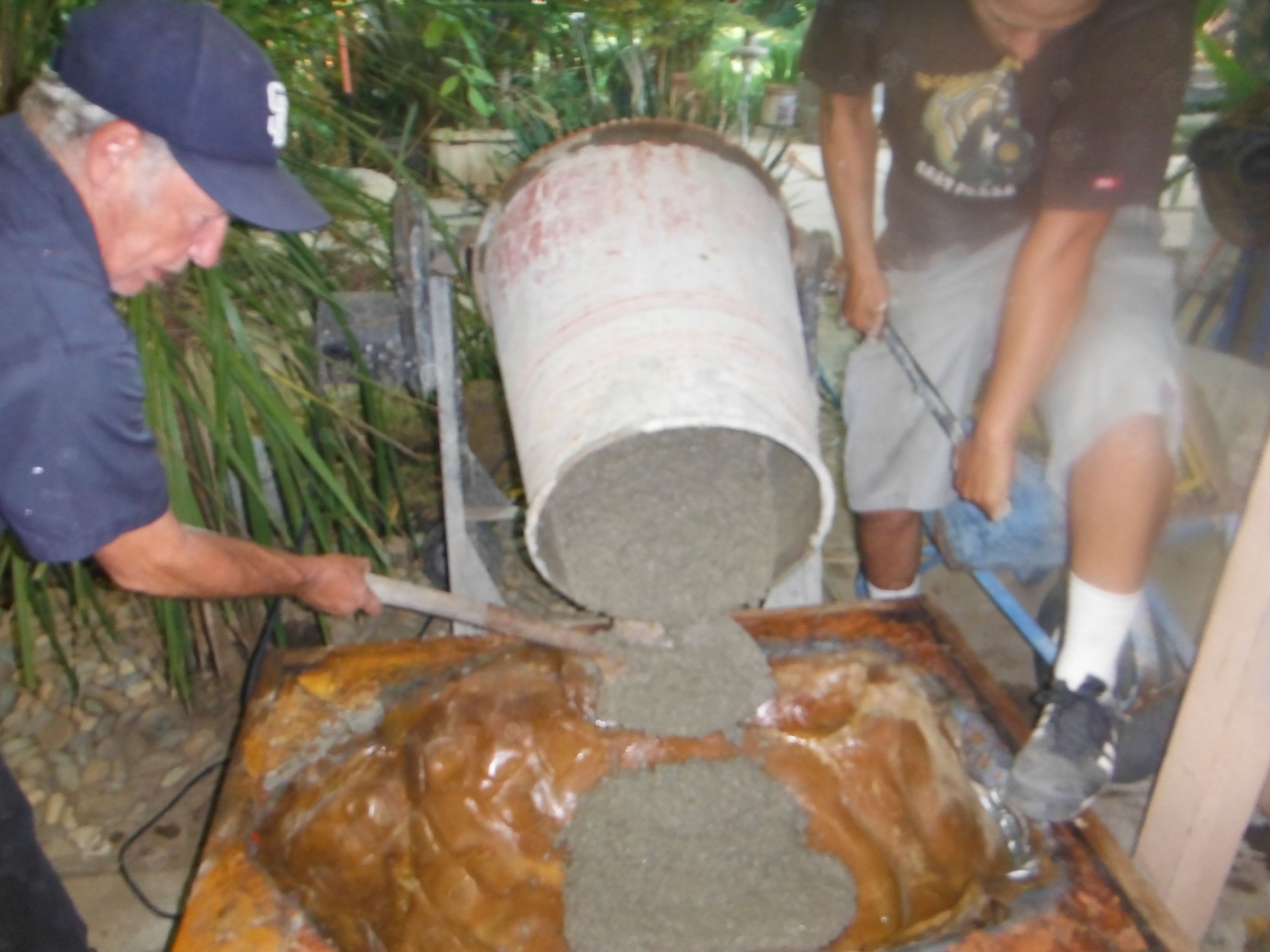 Giant Concrete Buddha Head Garden Sculpture : 16 Steps (with Pictures ...