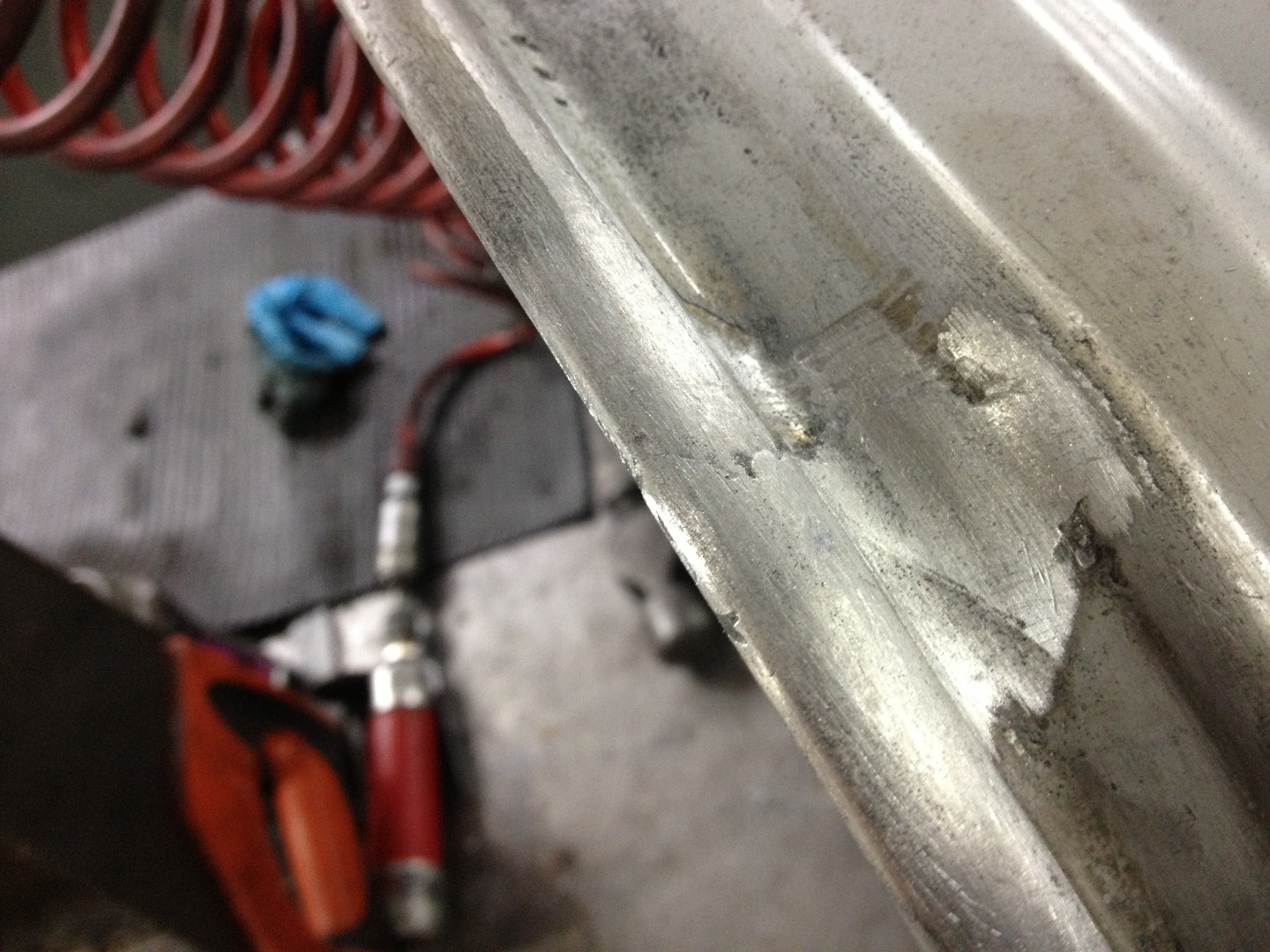 How to Repair a Cracked Alloy Wheel : 4 Steps - Instructables