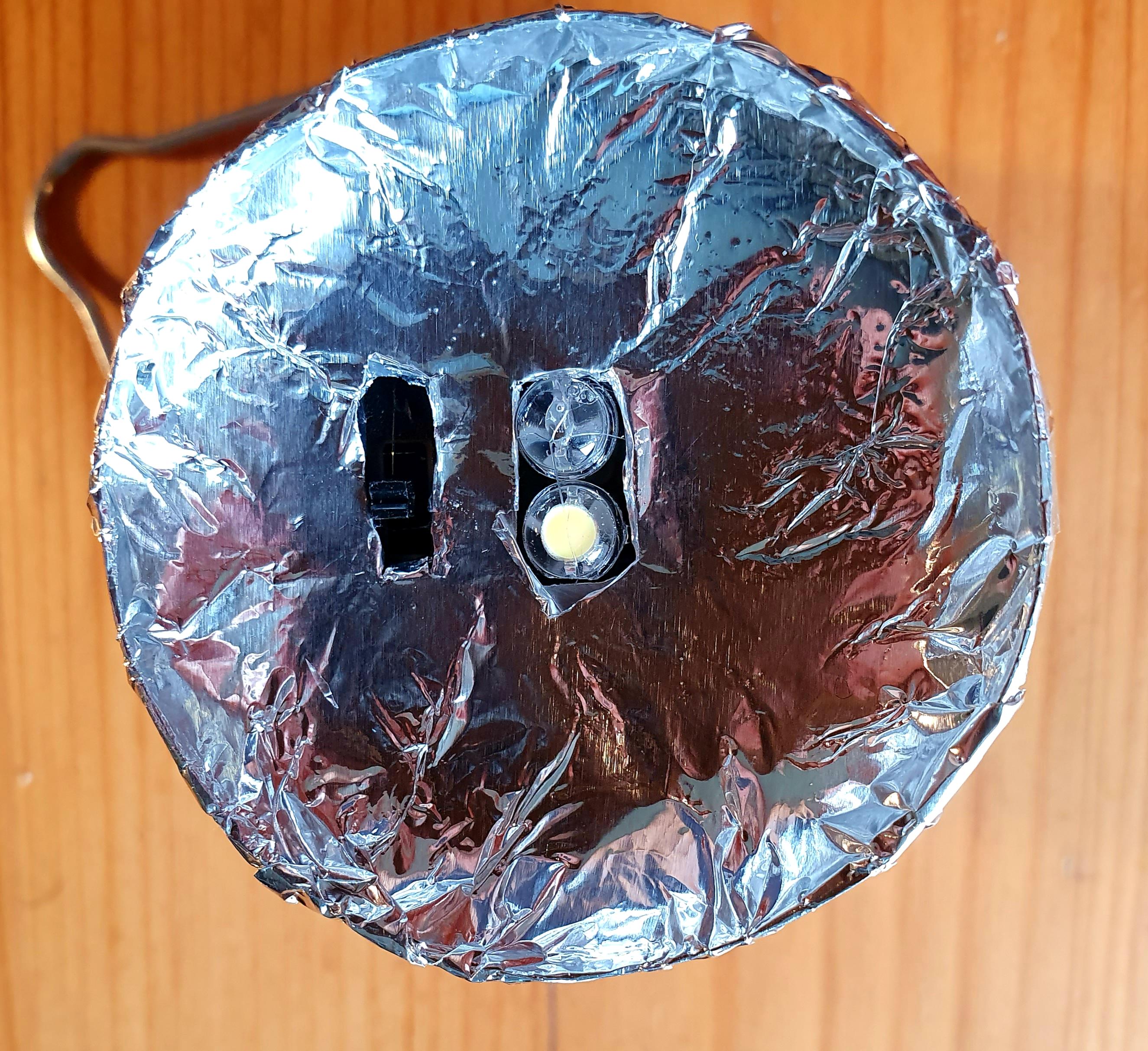 Solar Powered Flashlight : 7 Steps - Instructables