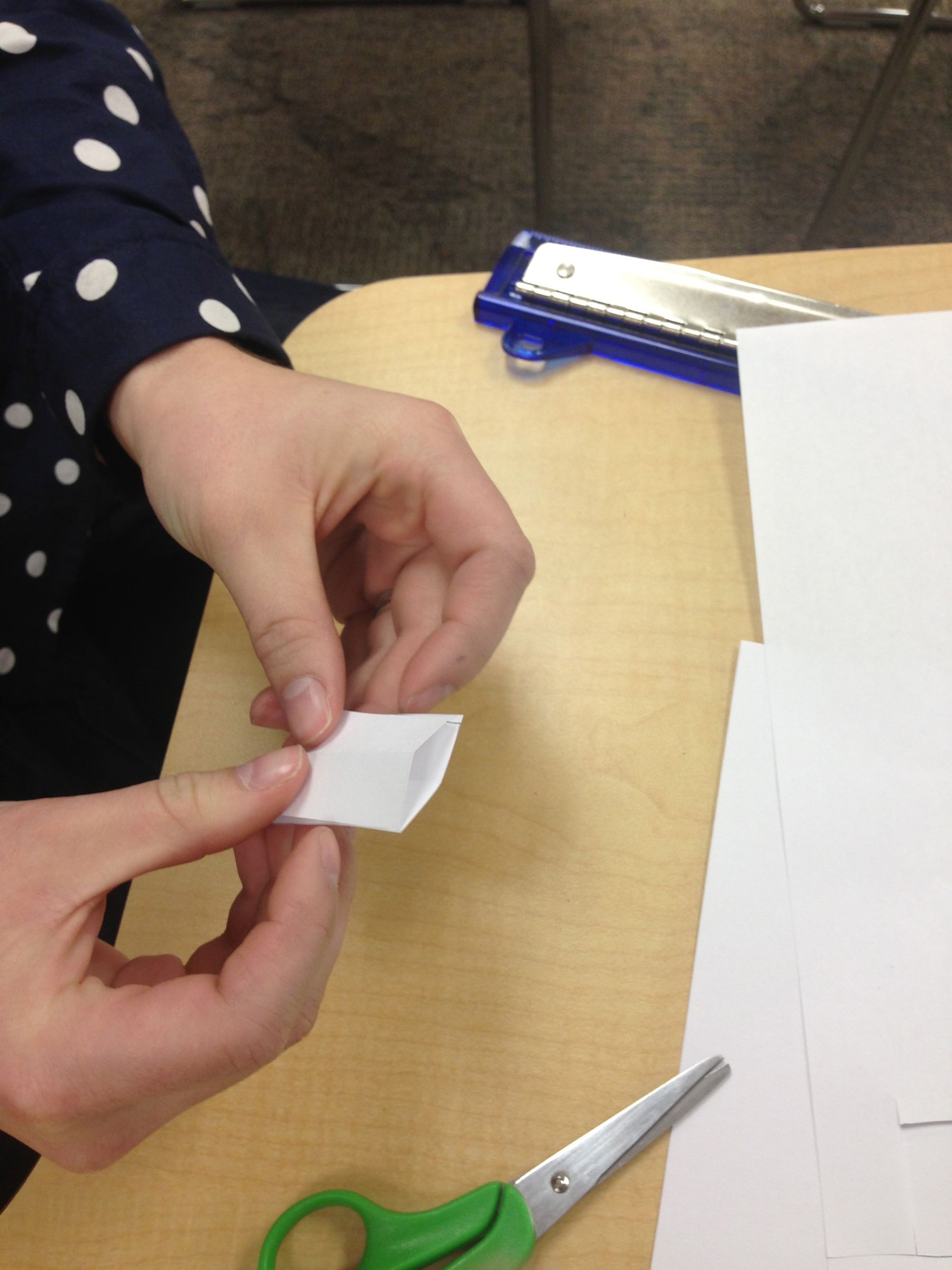 How to Make a Paper Helicopter : 11 Steps - Instructables