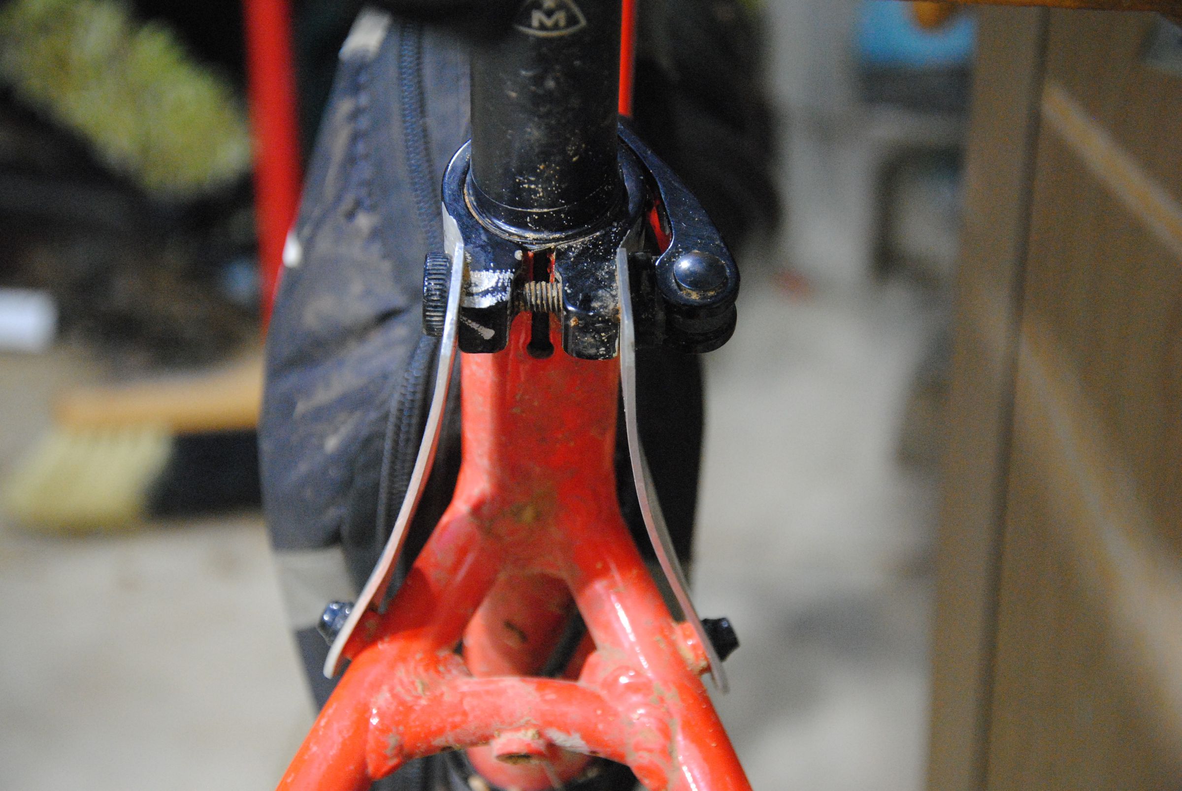 DIY Bike Rear Rack With a MAGNETIC U-lock Mount! (no Welding) : 16 ...