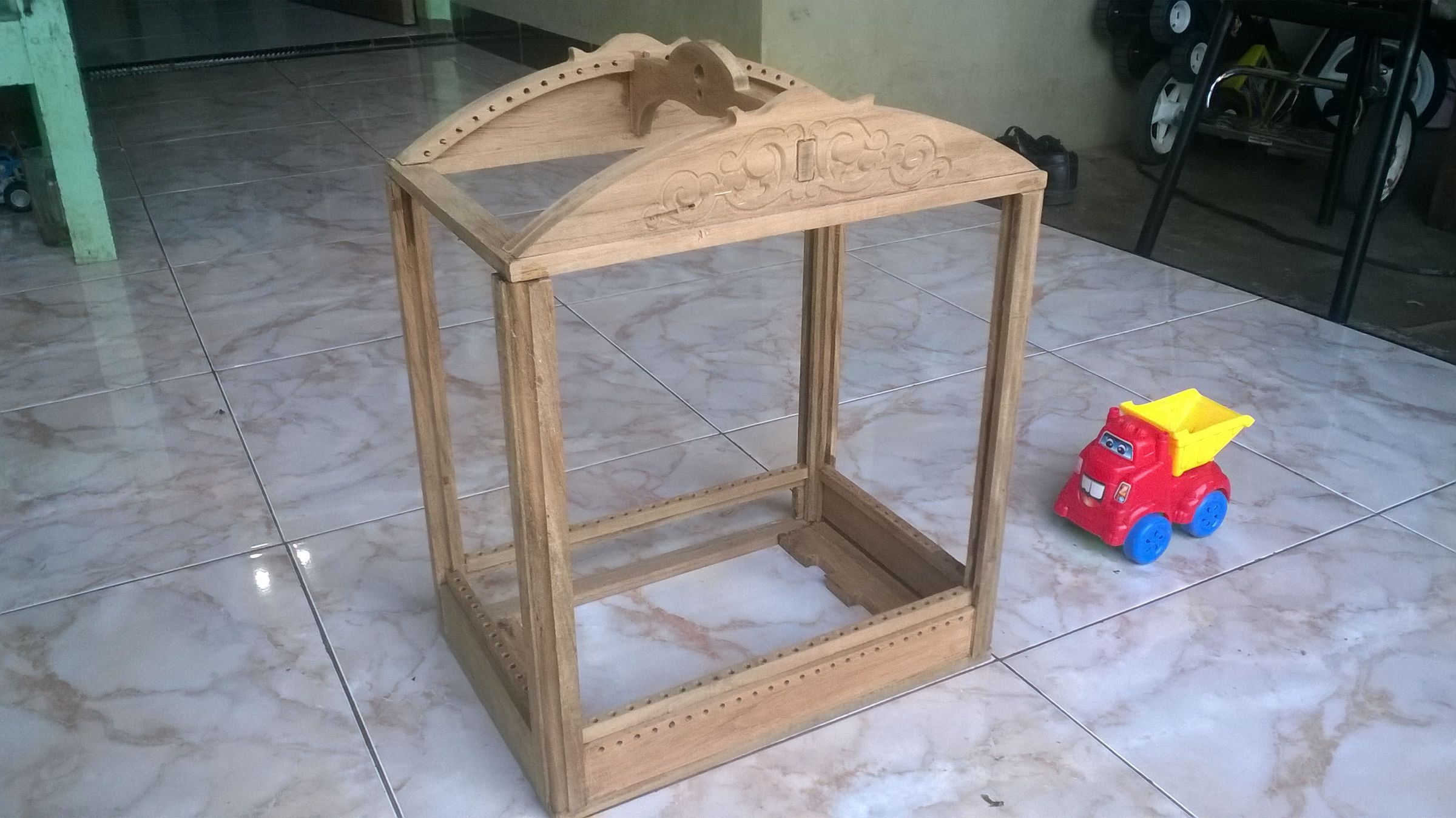 How to Build a Sturdy Frame of Bird Cage Out Off Wood : 4 Steps ...