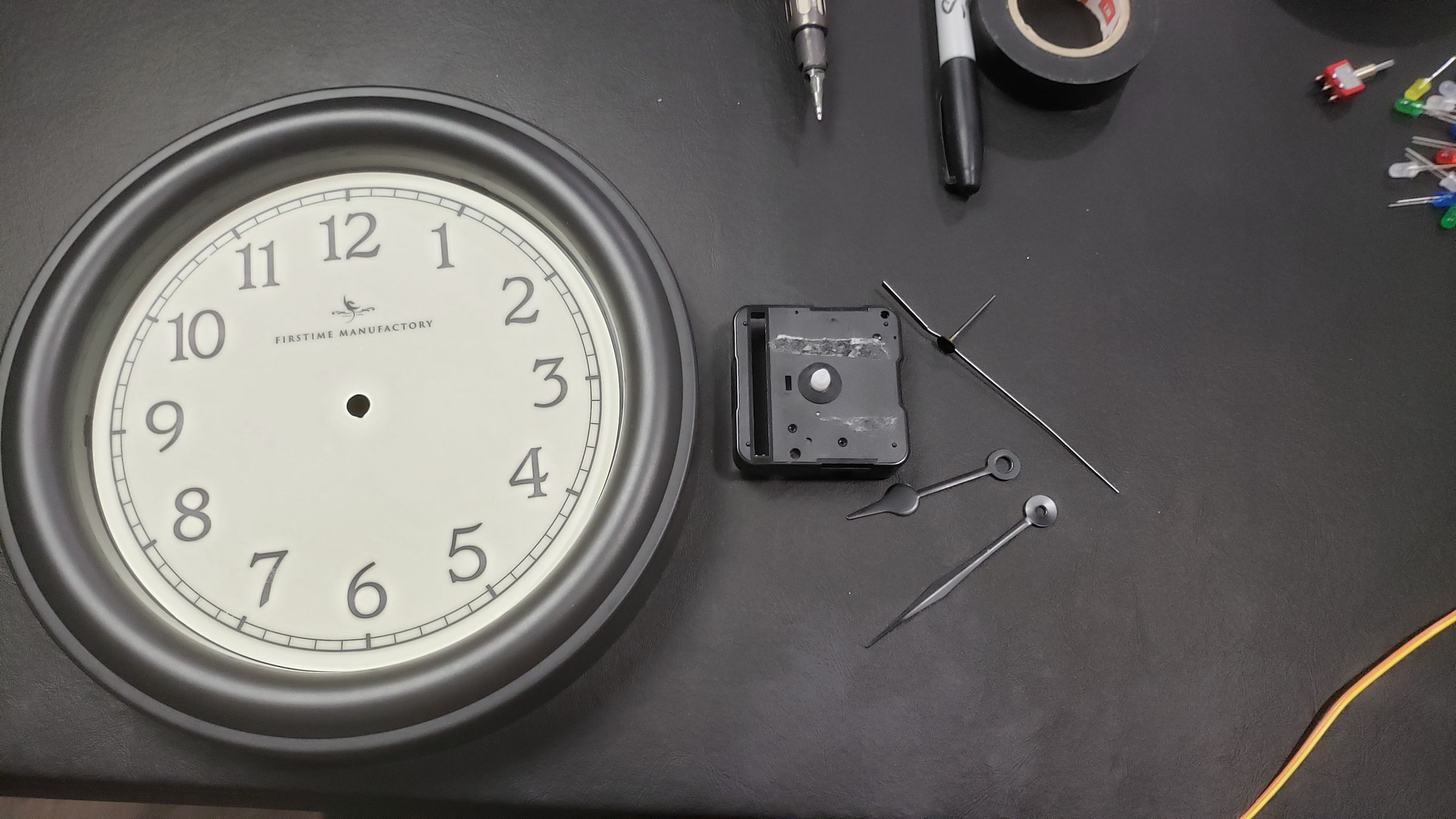 3D Printed Wall Clock With Kinetic Art and LEDs : 10 Steps (with ...