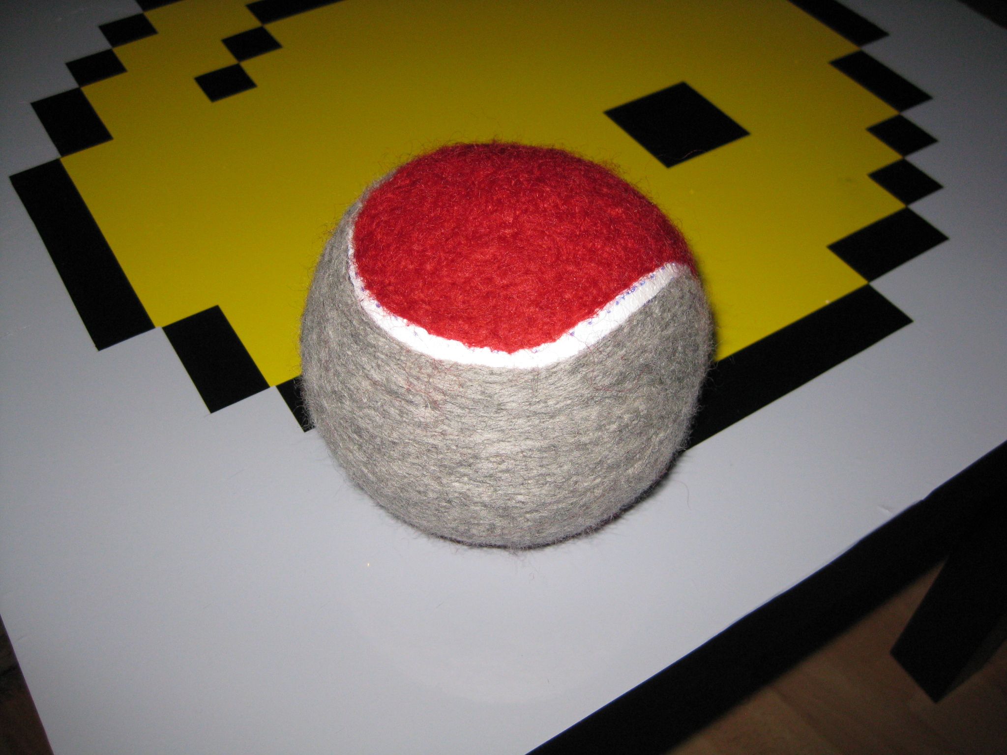 House M.D. Oversized Tennis Ball : 5 Steps (with Pictures) - Instructables