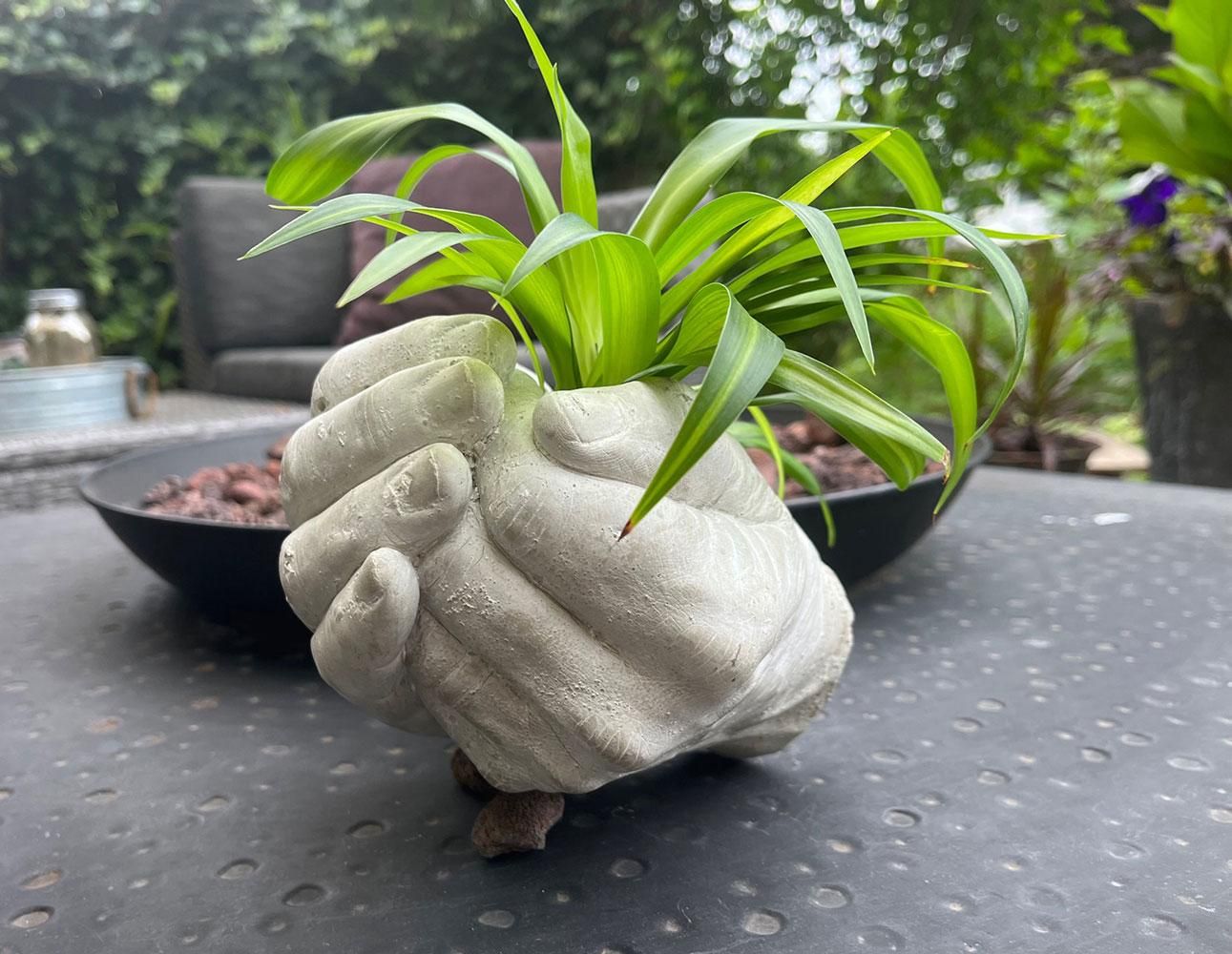 Concrete Hands Casting : 5 Steps (with Pictures) - Instructables