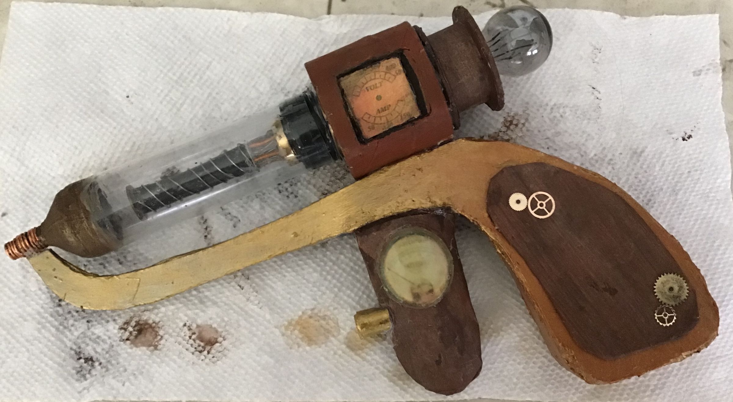 Steampunk Tesla Revolver : 7 Steps - Instructables