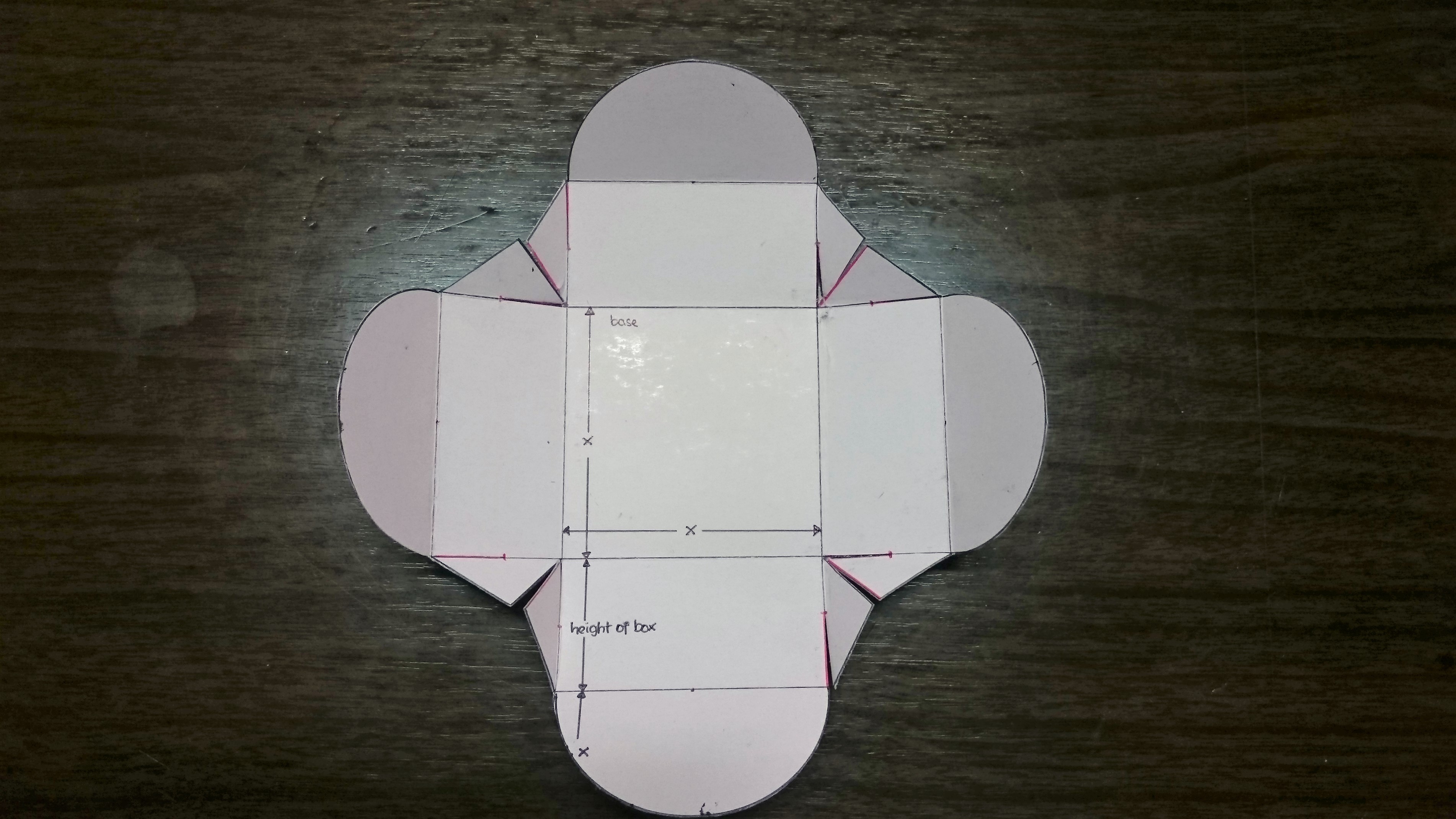 Gift Box : One Piece No Glue : 5 Steps (with Pictures) - Instructables