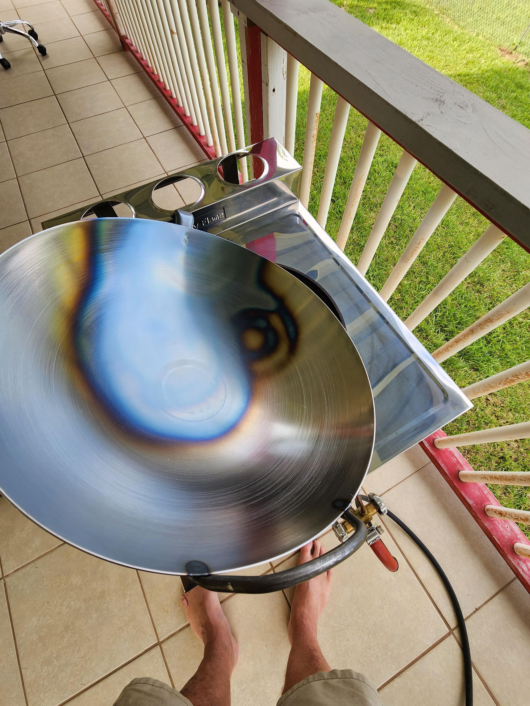 How to Season a Carbon Steel Wok (The Best Way) : 6 Steps (with ...