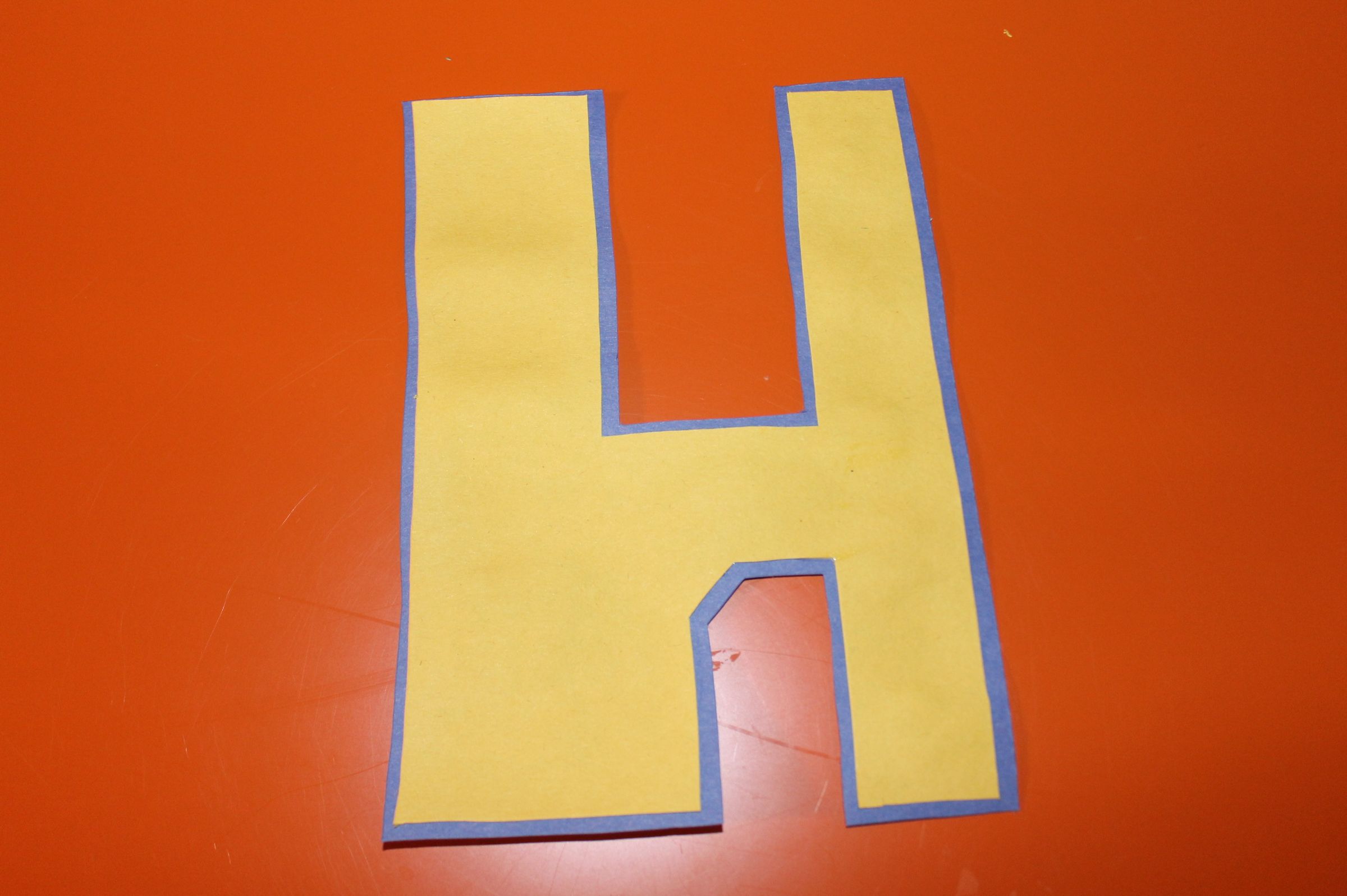 Construction Paper Cartoon Character Banner : 11 Steps - Instructables