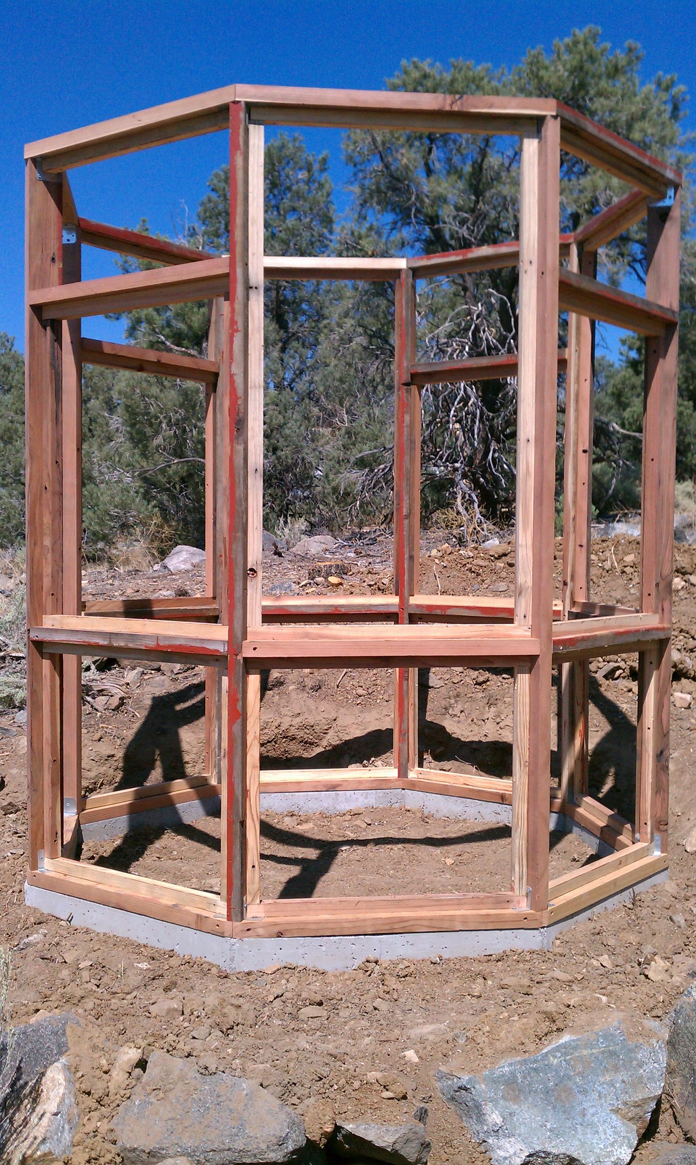 Octagonal Greenhouse : 15 Steps (with Pictures) - Instructables
