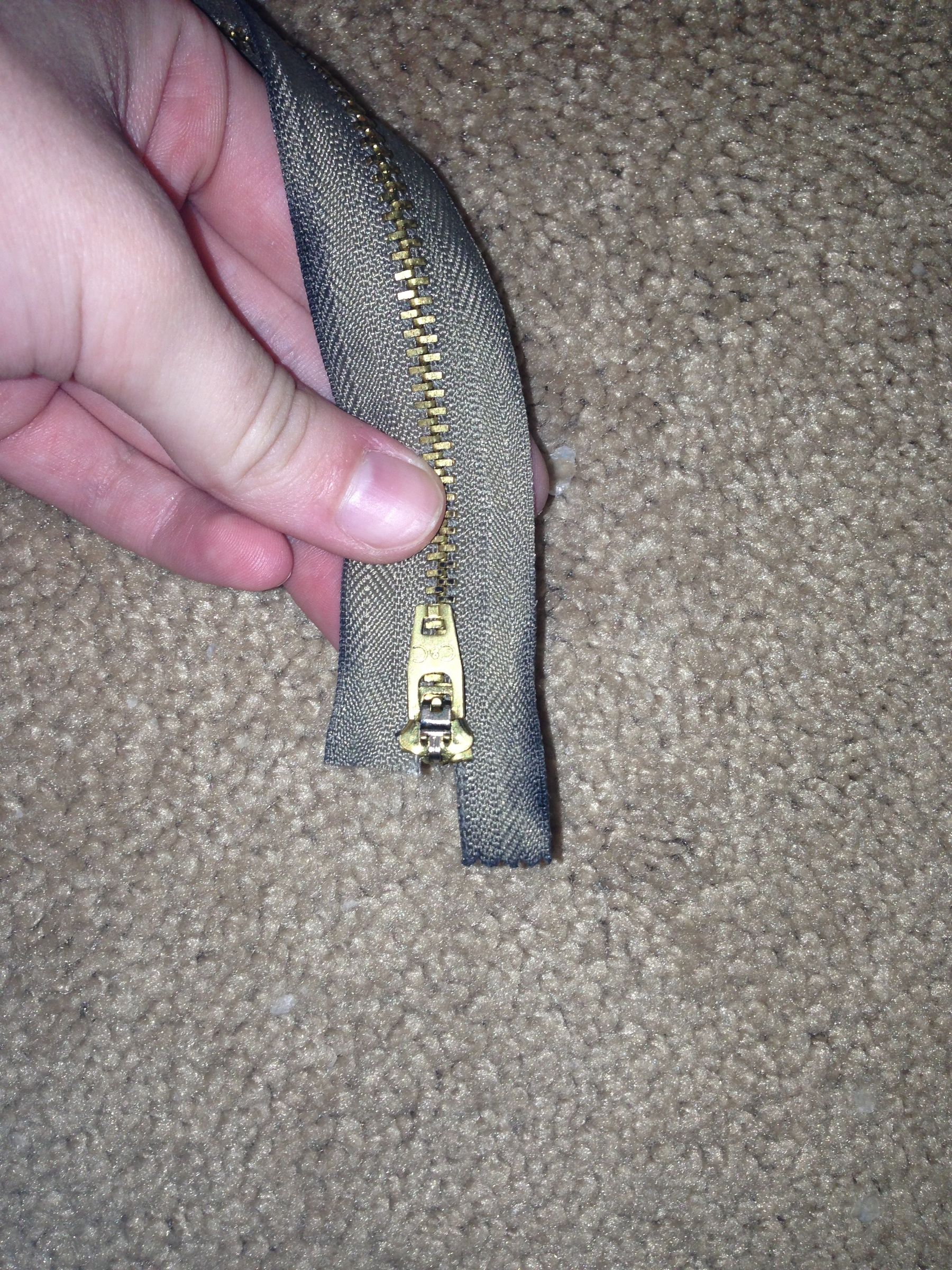 Quick and Easy Zipper Lanyard : 4 Steps - Instructables